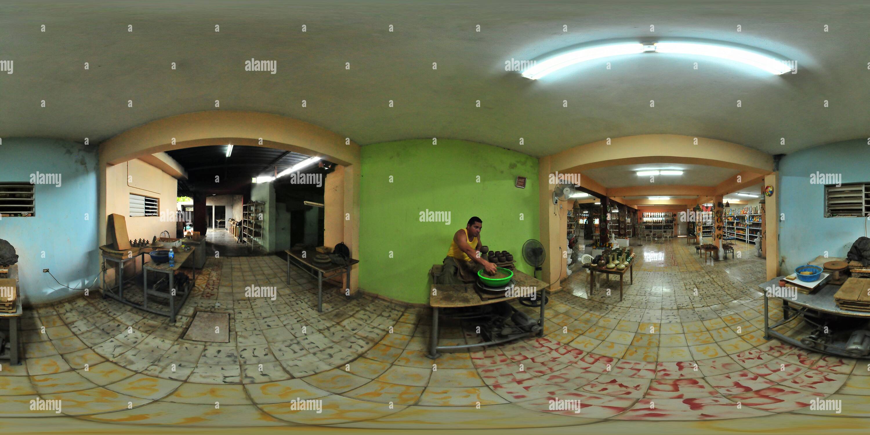 Cuba pottery trinidad hi-res stock photography and images - Alamy