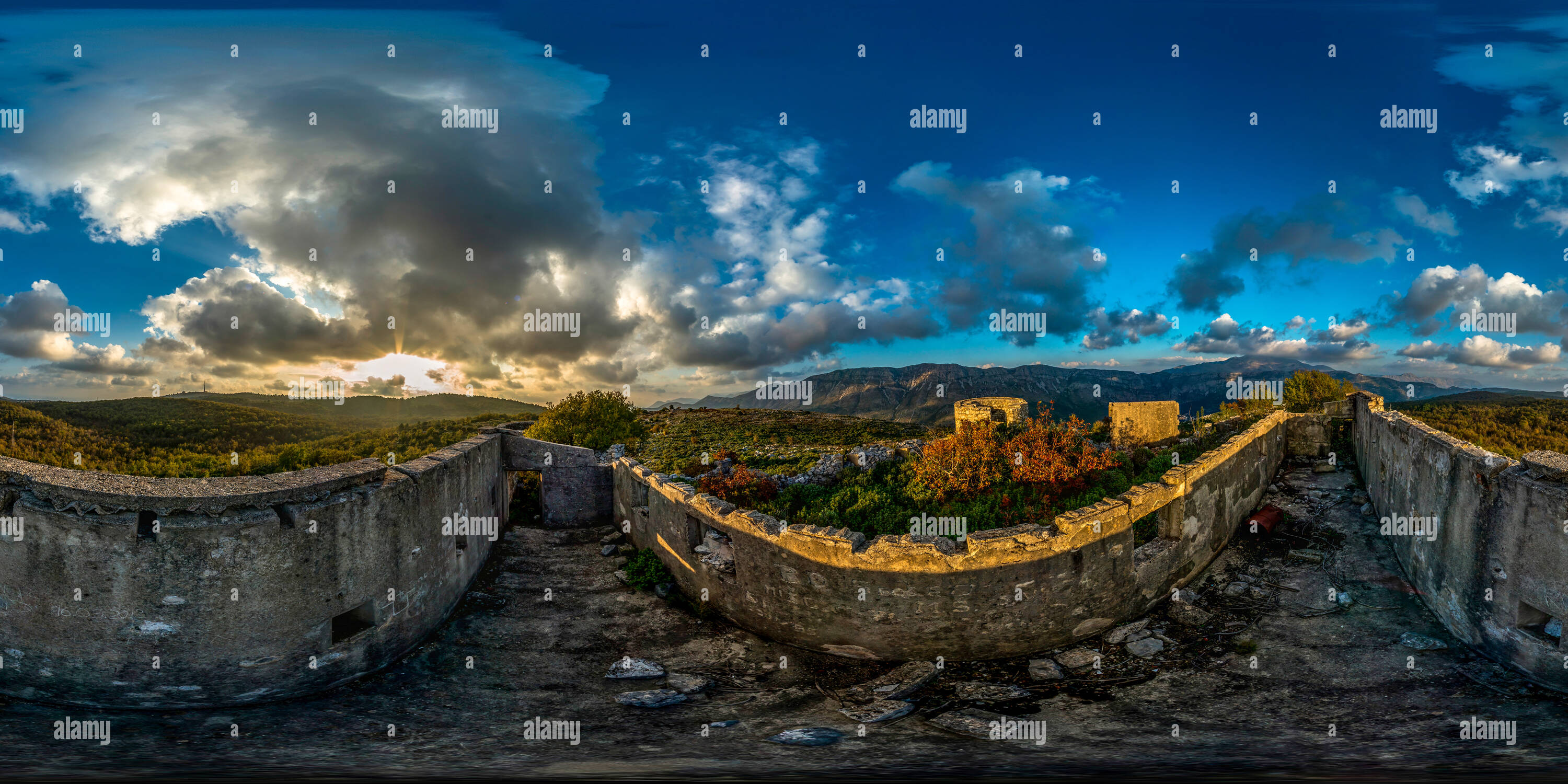 360° view of Fortifications on Srgj - Gradac mali - Alamy