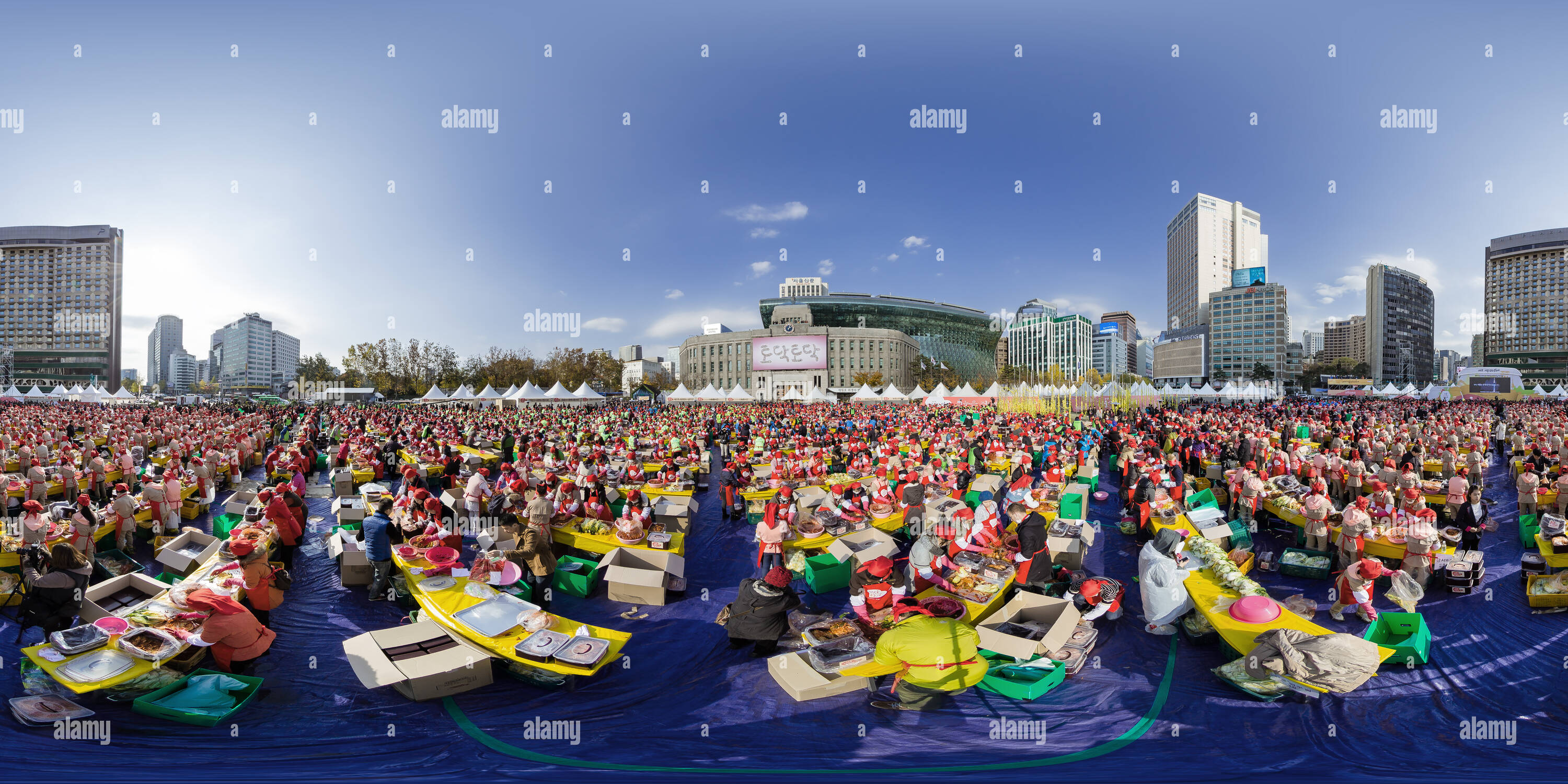360° view of 2014 SEOUL KIMCHI MAKING & SHARING FESTIVAL - Alamy