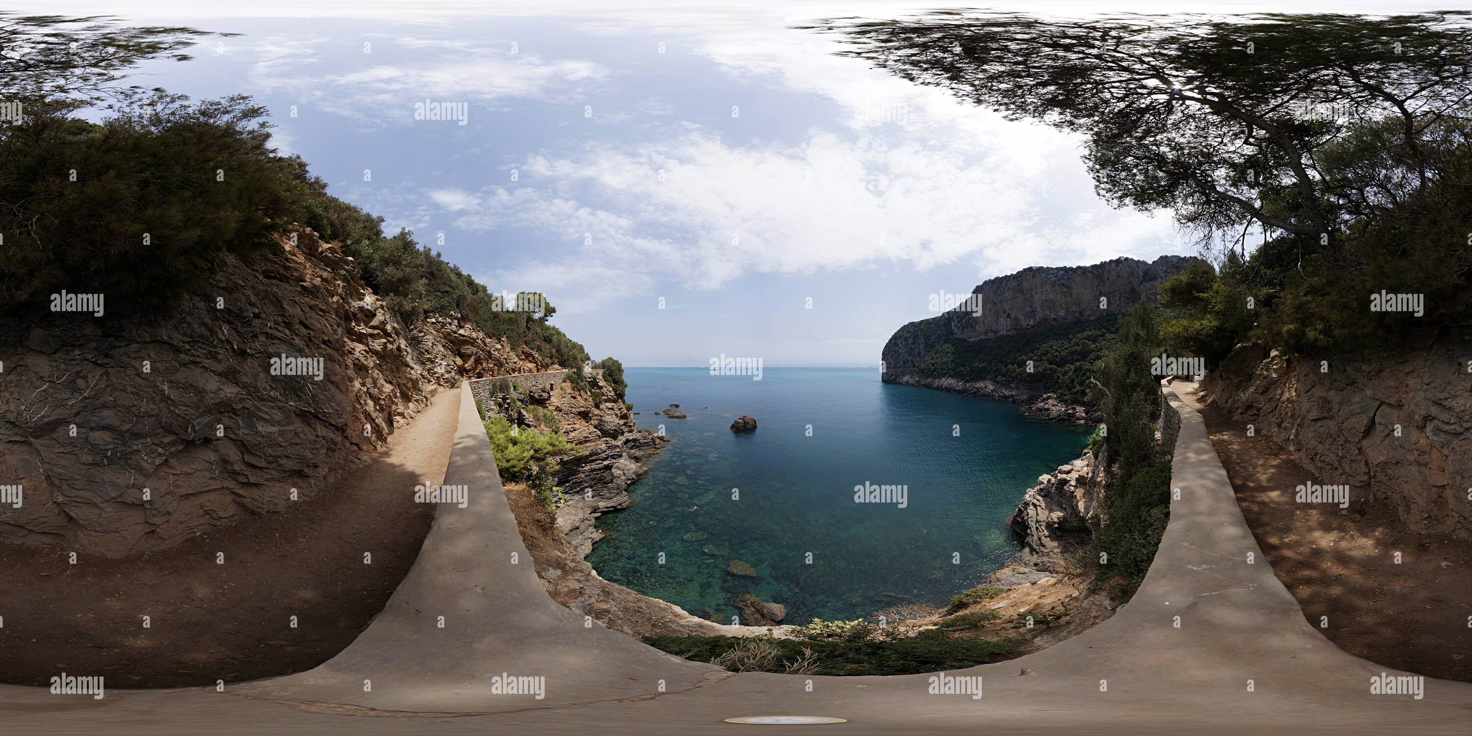 La Corniche Beach Stock Photos & La Corniche Beach Stock Images - Alamy