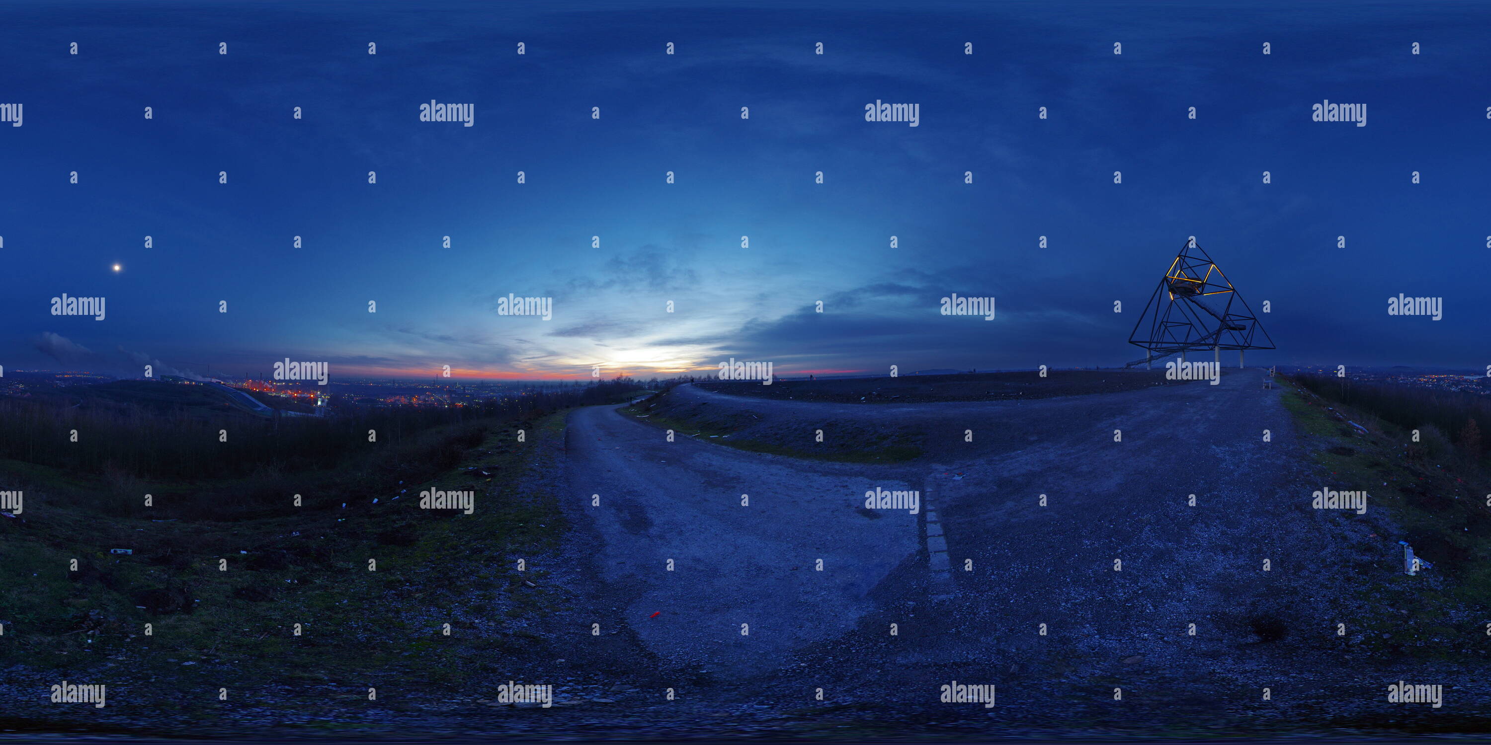 360° view of Tetraeder at Blue Hour - Alamy