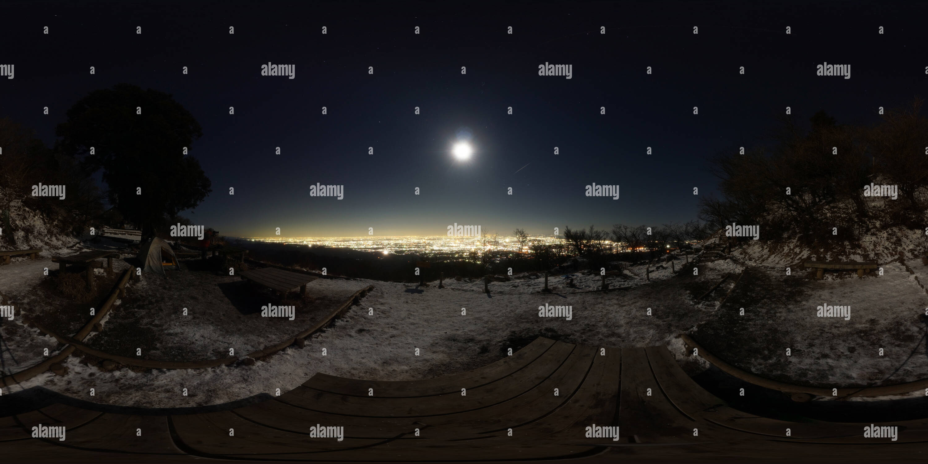 360° view of Mt.Ooyama, Tanzawa, night - Alamy