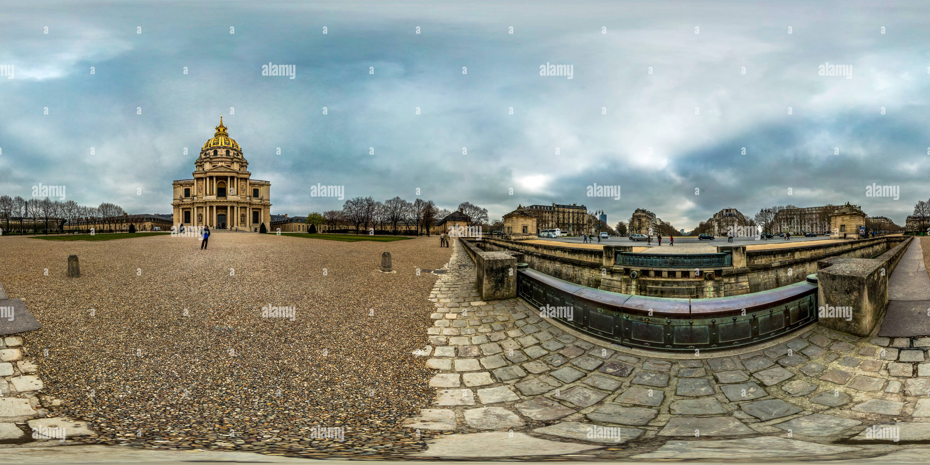 360° view of Les Invalides - Musée de l'Armée - Alamy