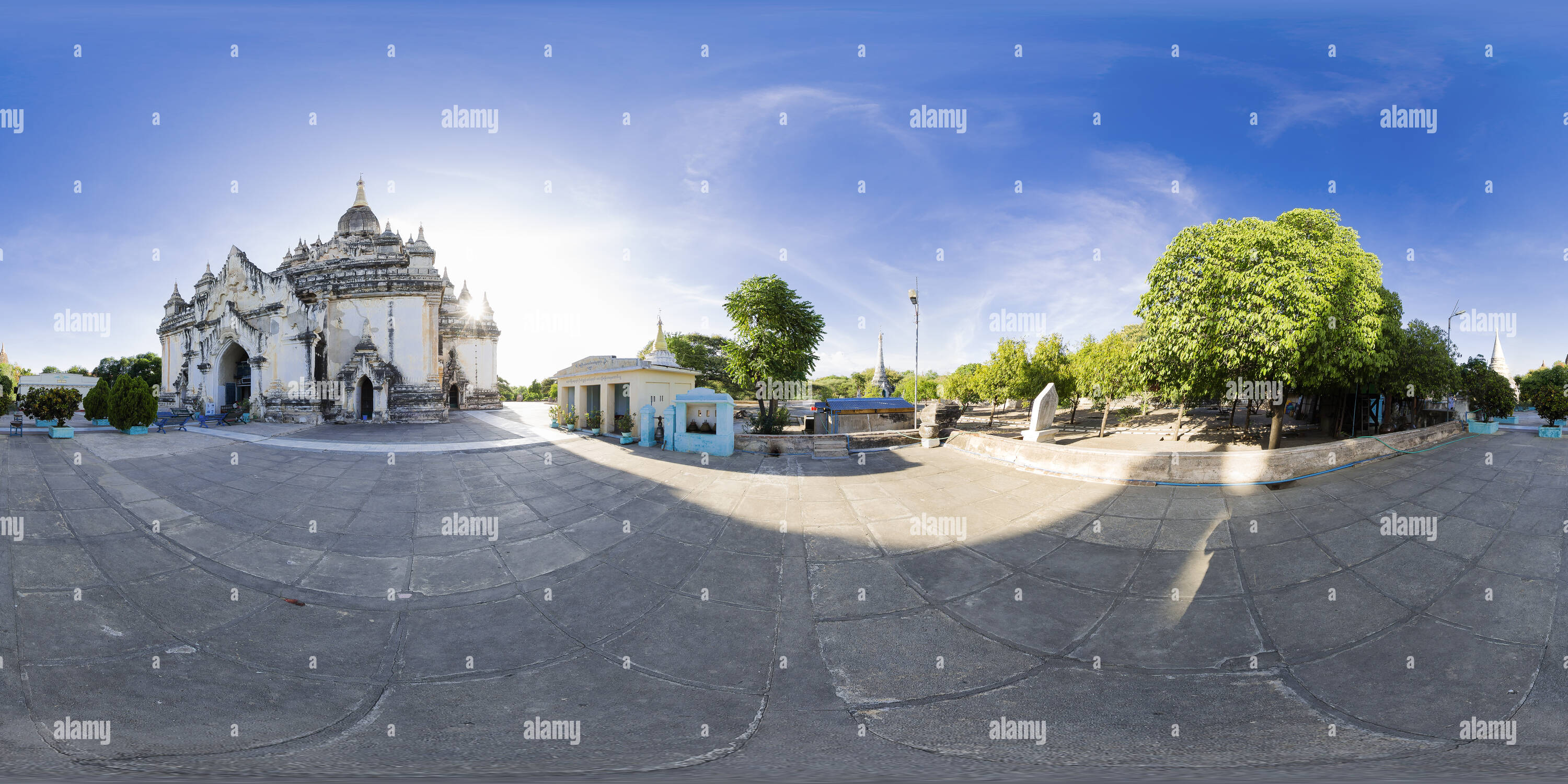360° view of Bagan Gawdawpalin phaya - Alamy
