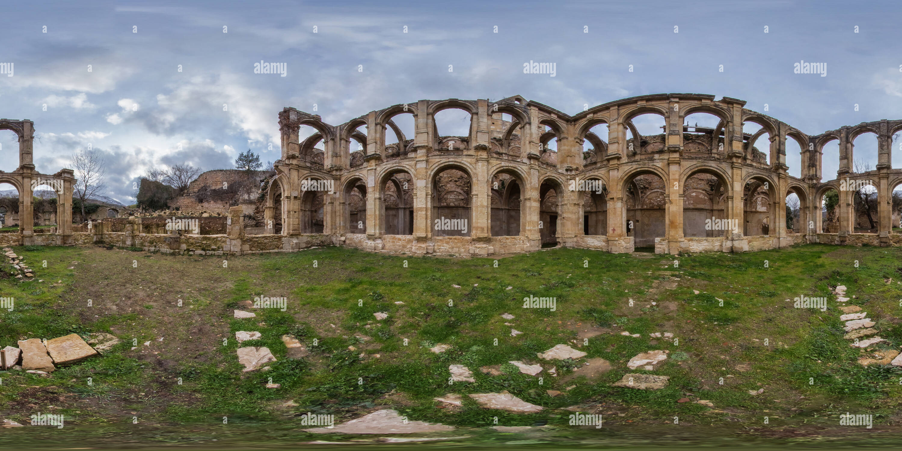 360° view of Monasterio Santa Maria de Rioseco - Alamy