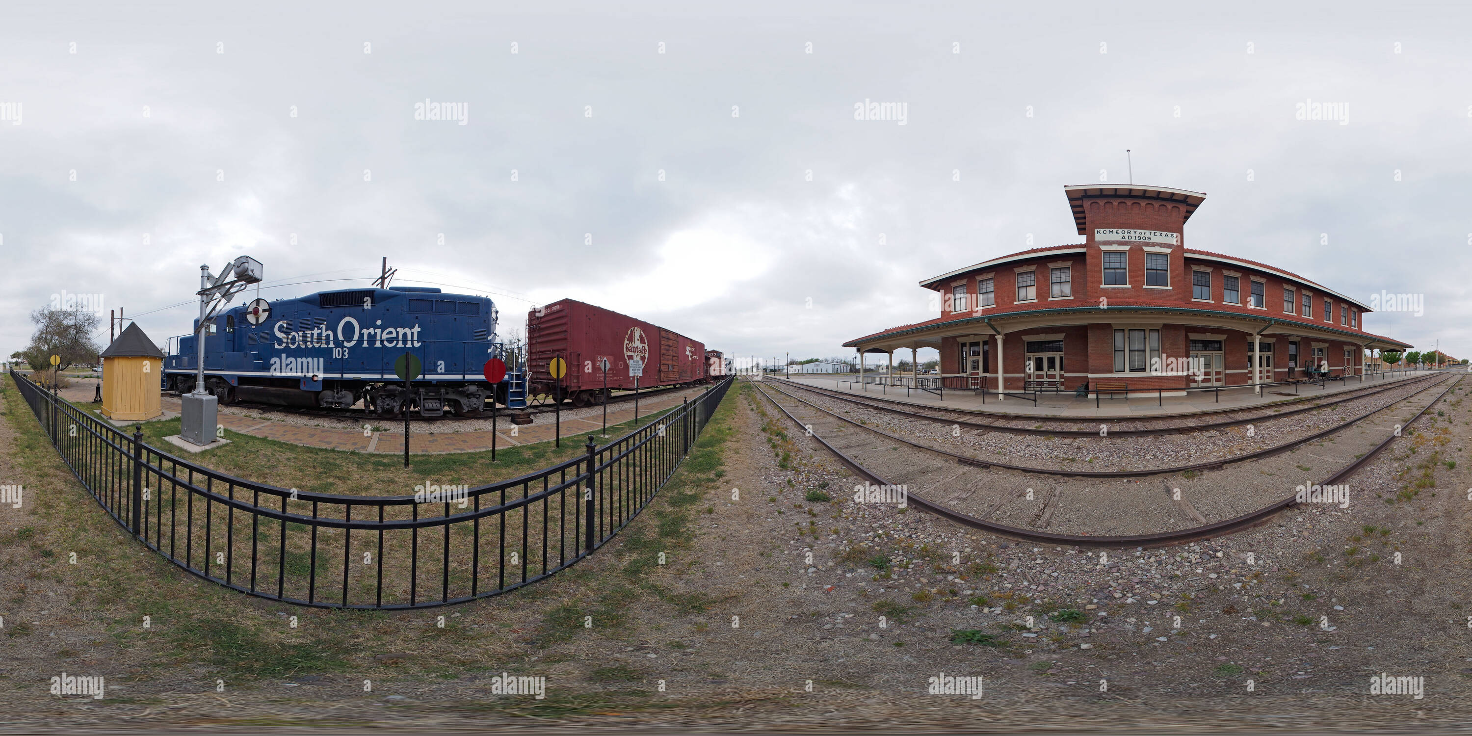 360° view of The San Angelo Depot railroad museum - Alamy