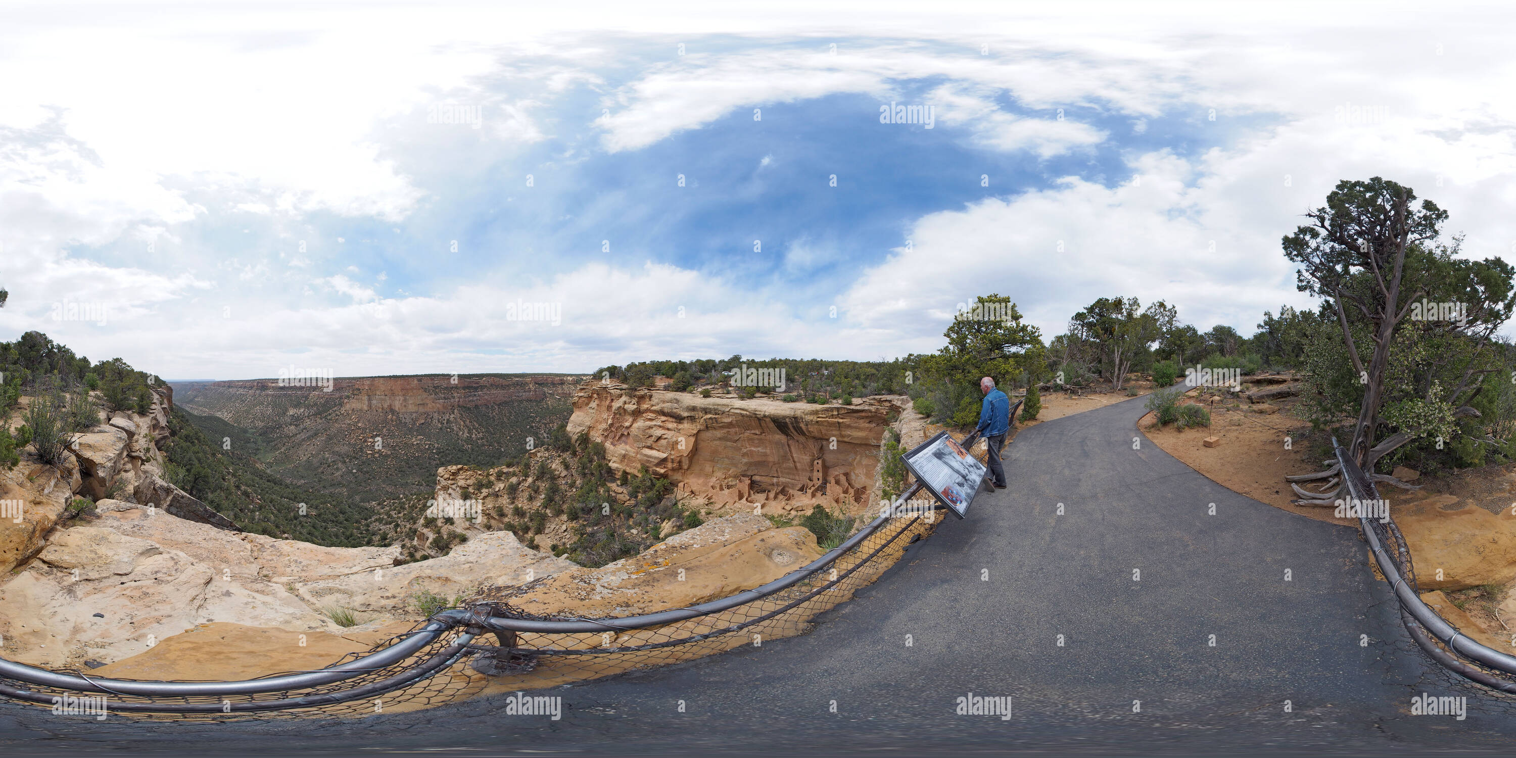 360° view of Square Tower viewpoint at Mesa Verde - Alamy