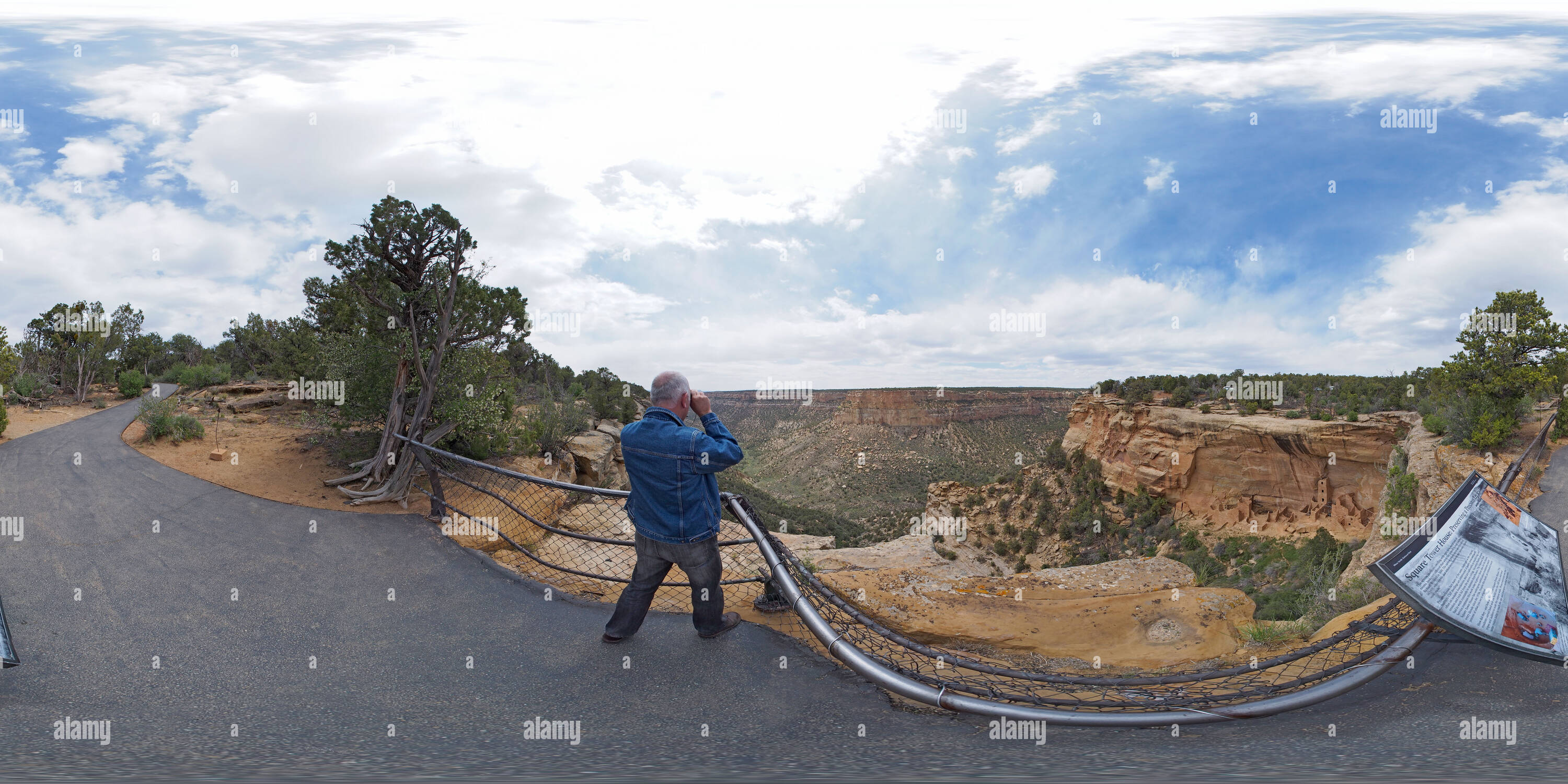 360° view of Square Tower Ruin viewpoint - Alamy