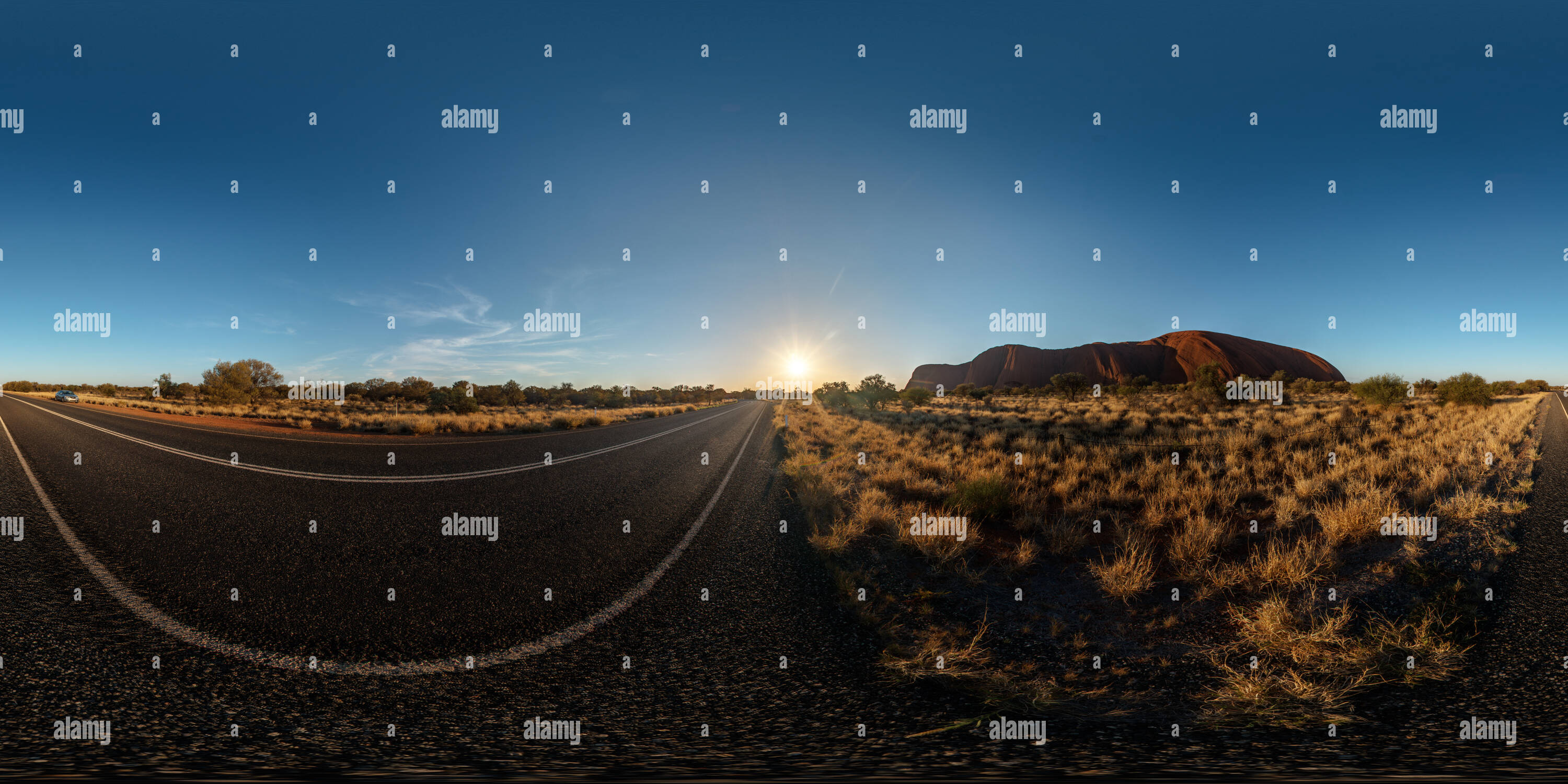 360° view of 2014 11 06 Uluru Kata Tjuta National Park Road 2 - Alamy