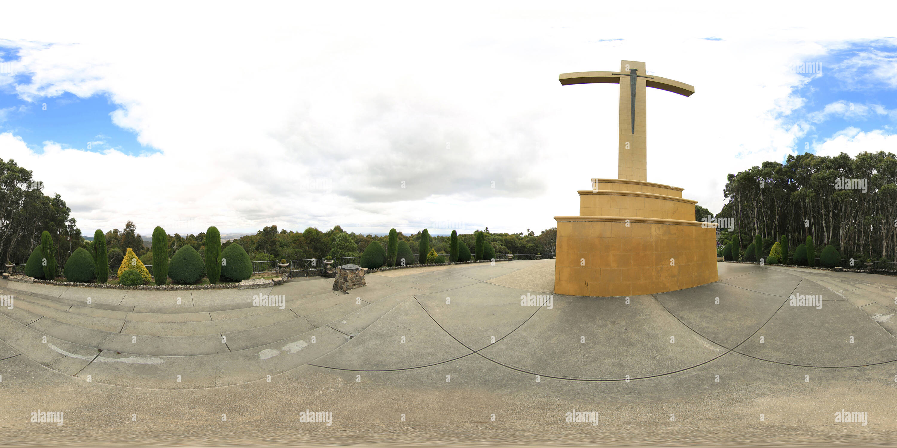 360° view of Mt Macedon Memorial Cross - Alamy
