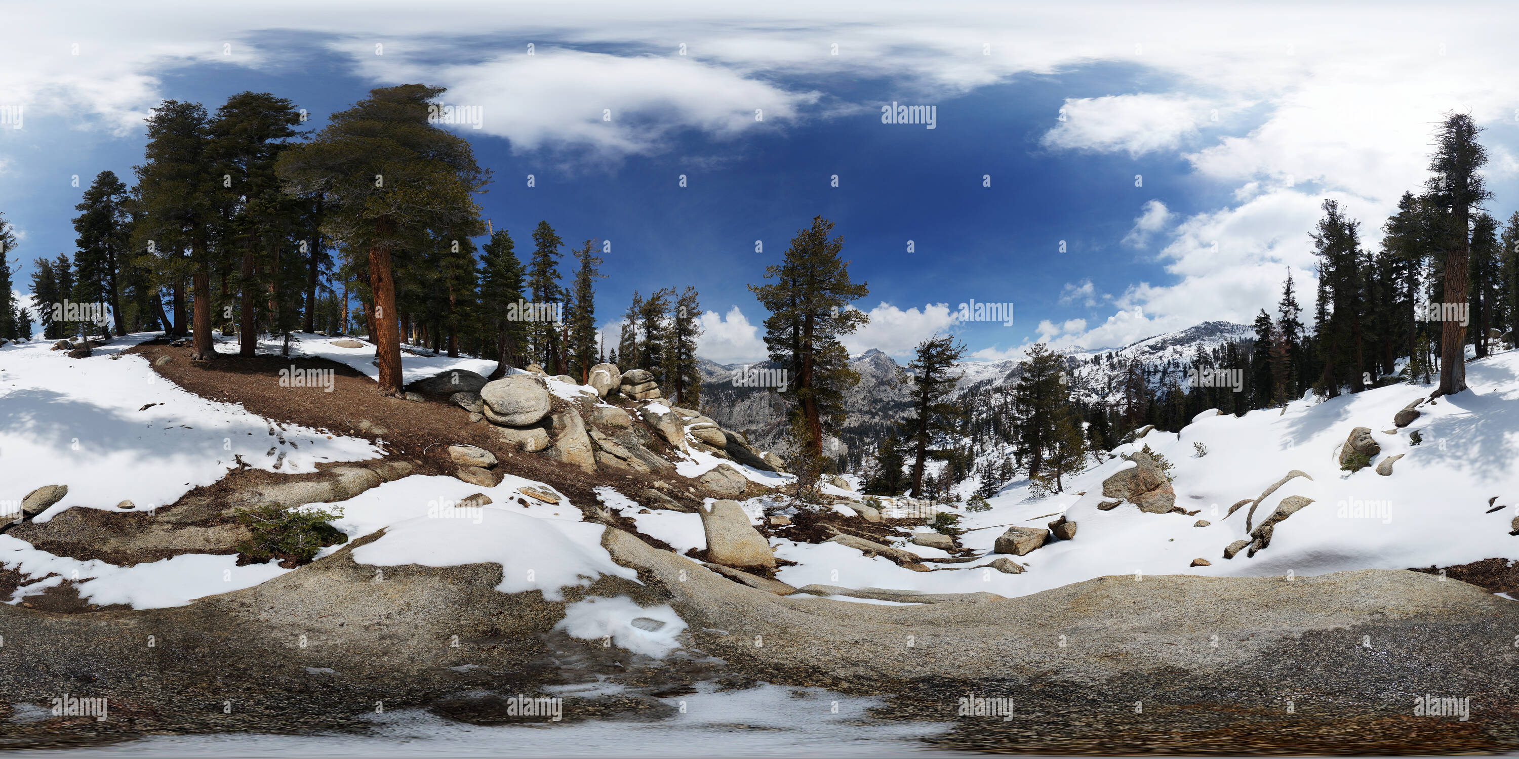 360° view of Snowy Sierra Vista Above Heather Lake - Alamy
