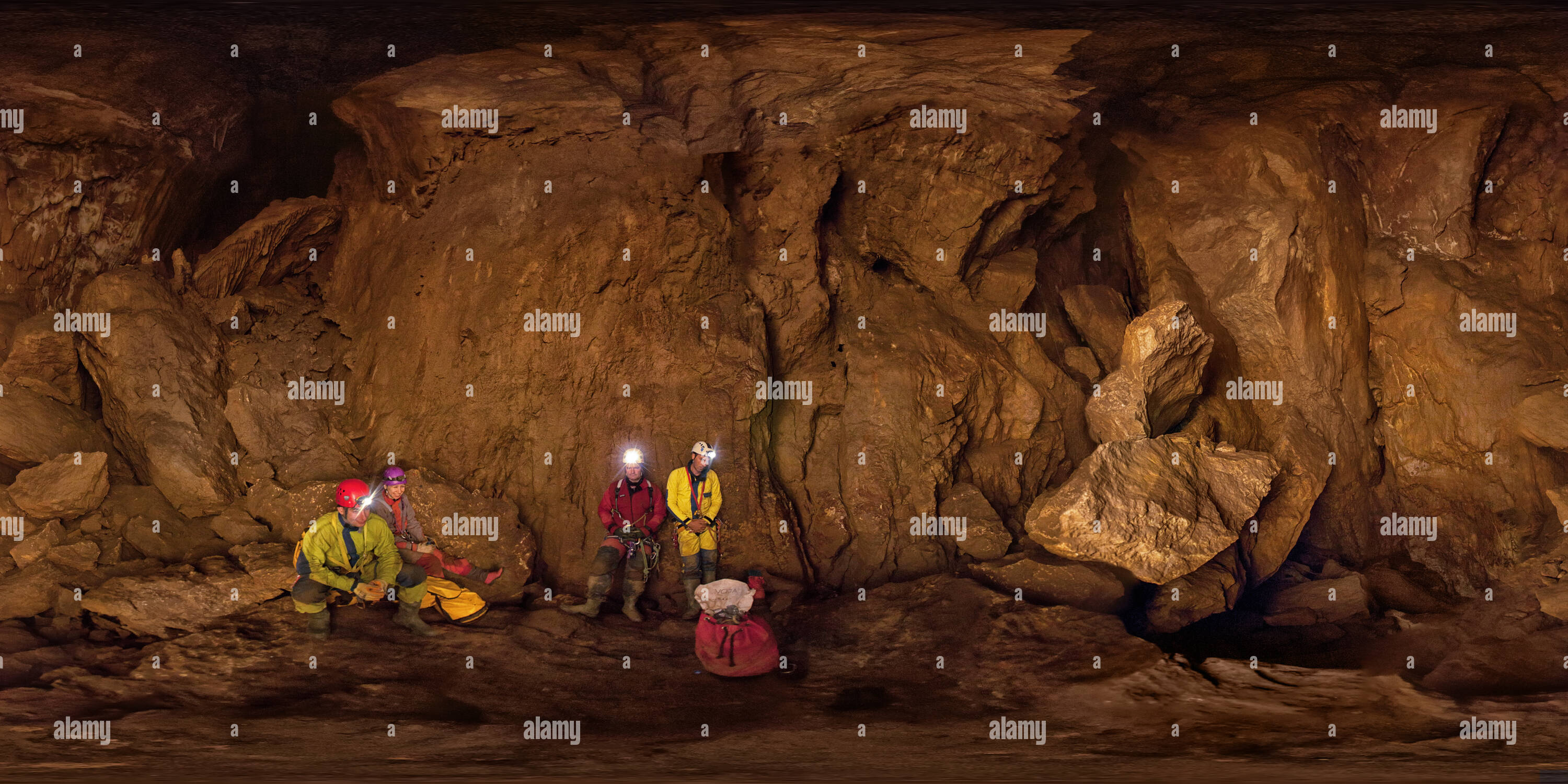 Ponor cave hi-res stock photography and images - Alamy