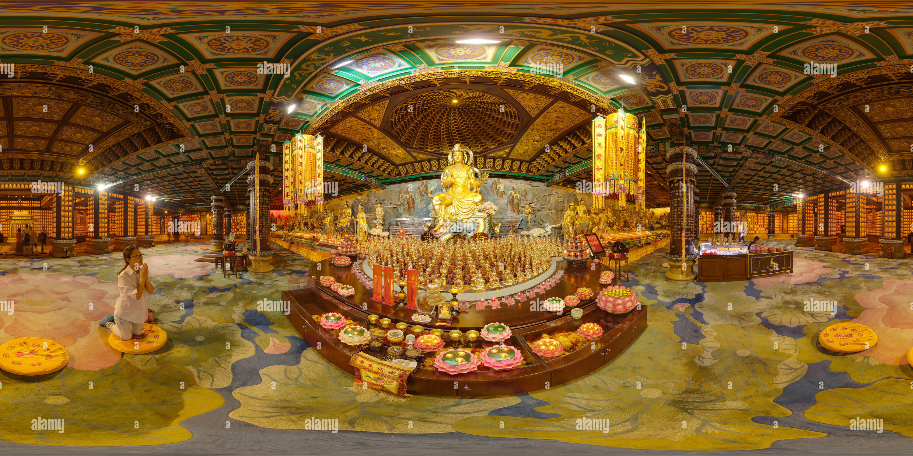 360° view of Inside the temple of Nanshan Complex - Alamy