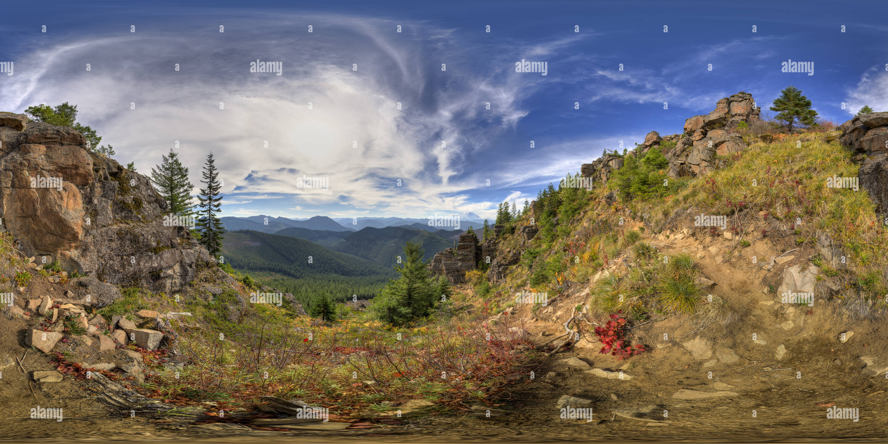 360° view of Kelly Butte Trail, Cragside Switchbacks, South Cascades ...