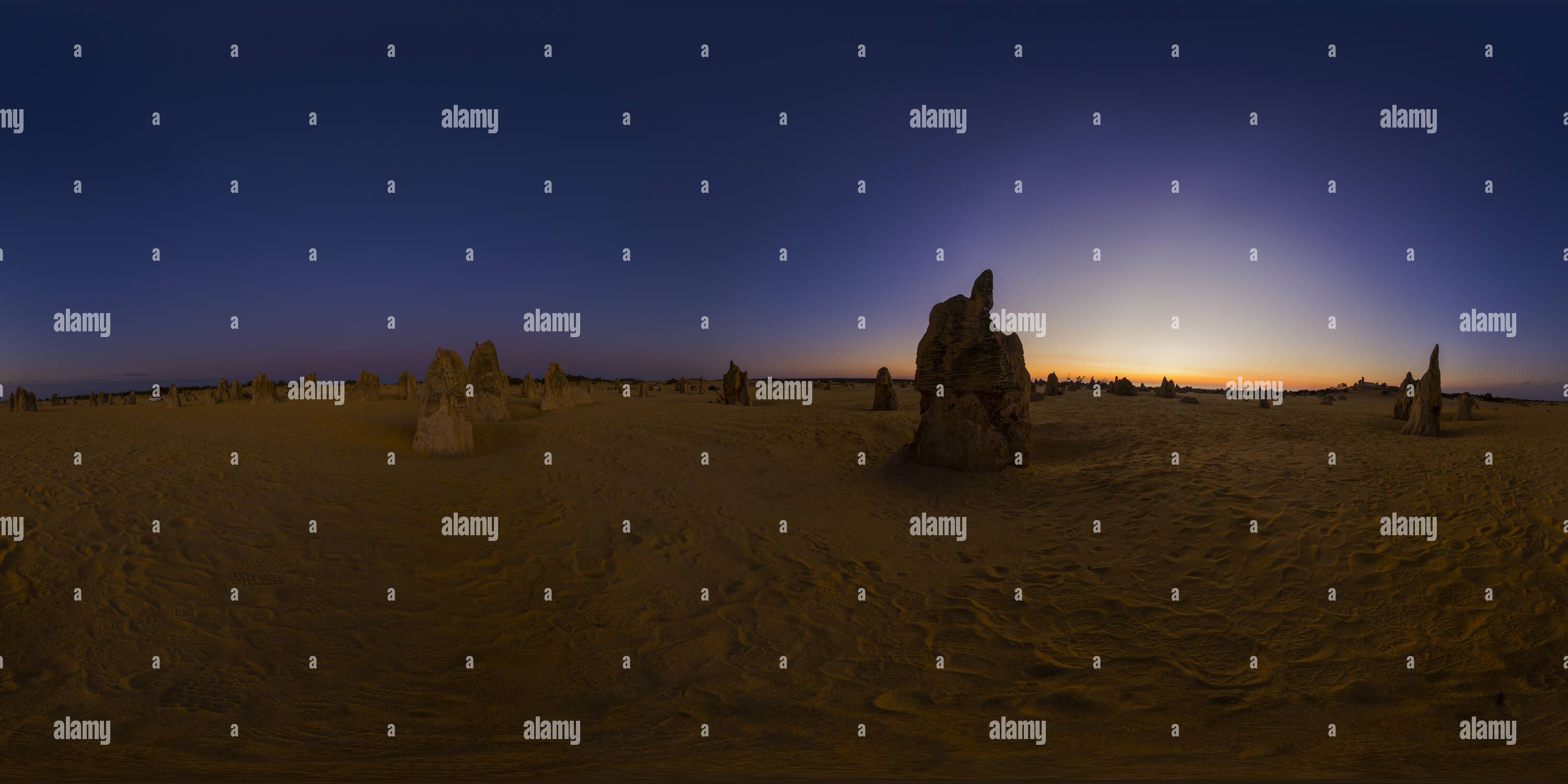 360° view of Sunset at the Pinnacles - Alamy
