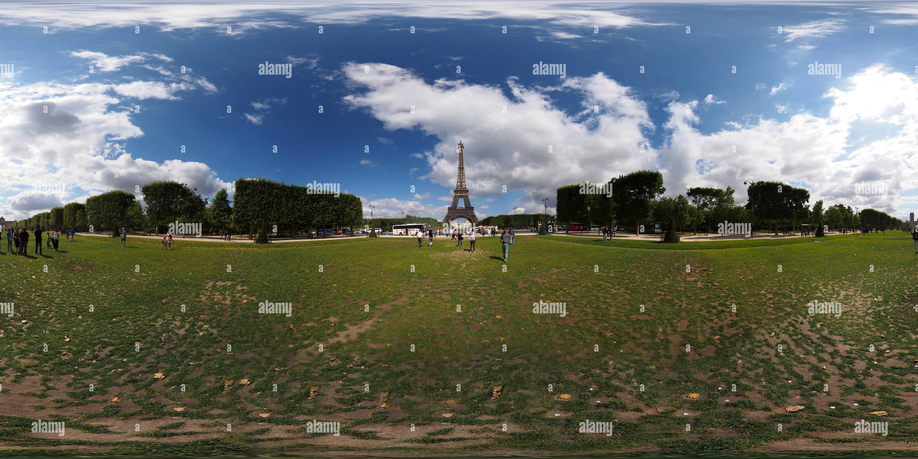 360° view of Eiffel Tower 1 - Alamy