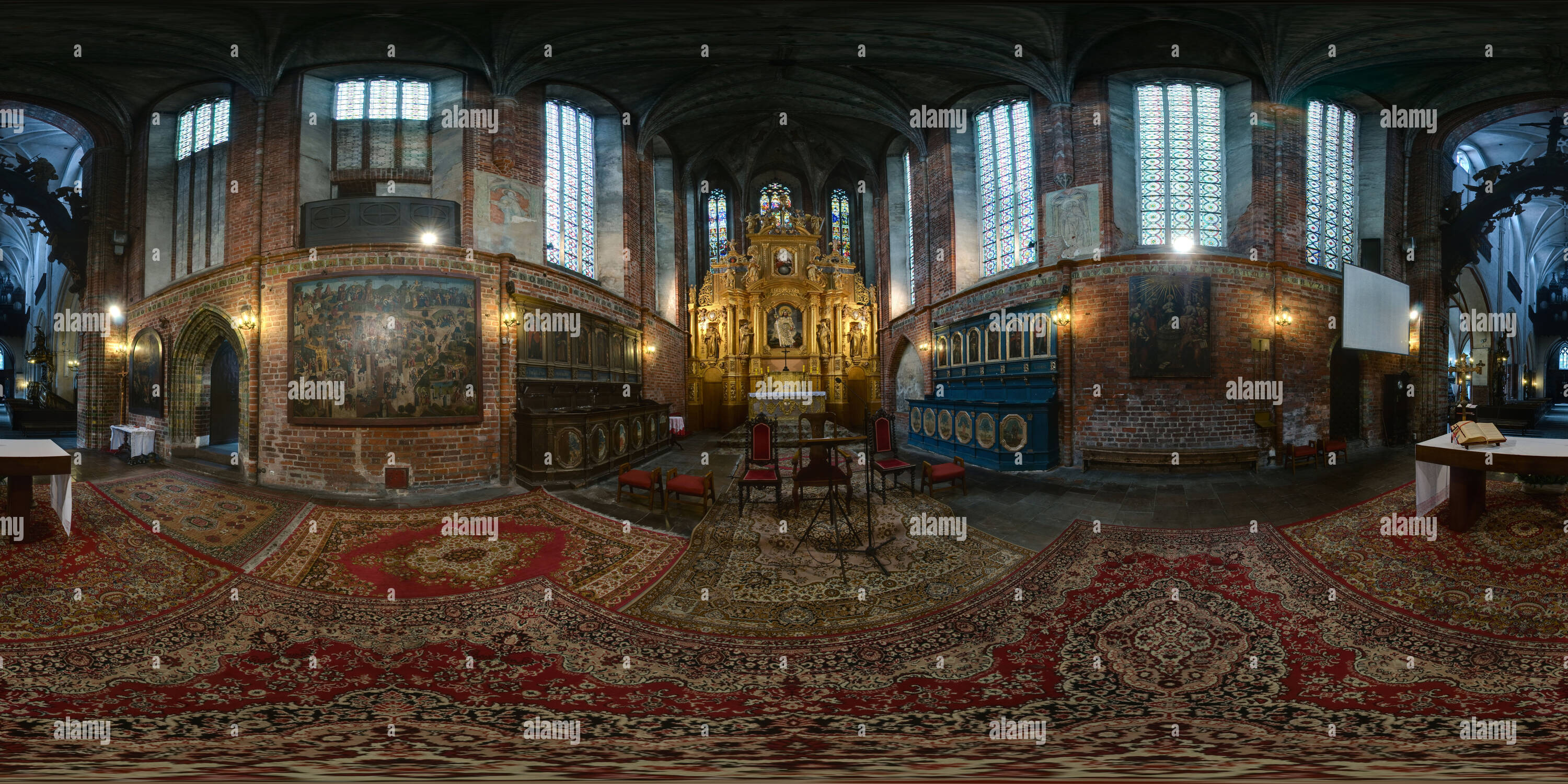 360° view of St. Jacob's church (2593 - Alamy