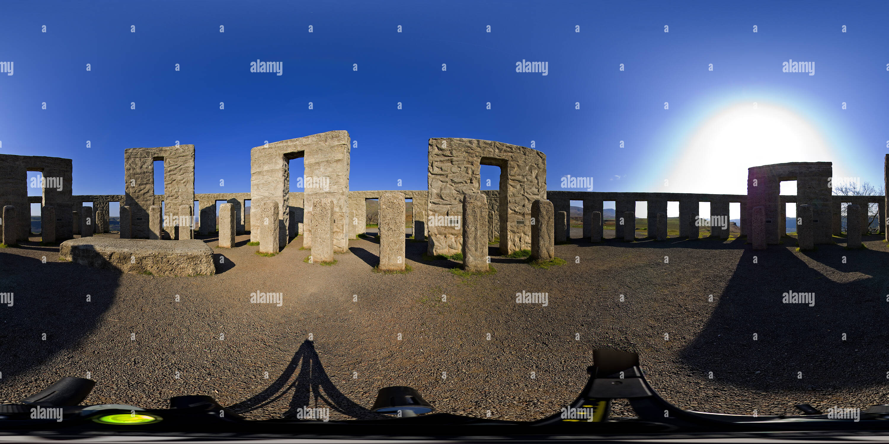 360° view of Stonehenge desert, Maryhill, Washington, USA - Alamy