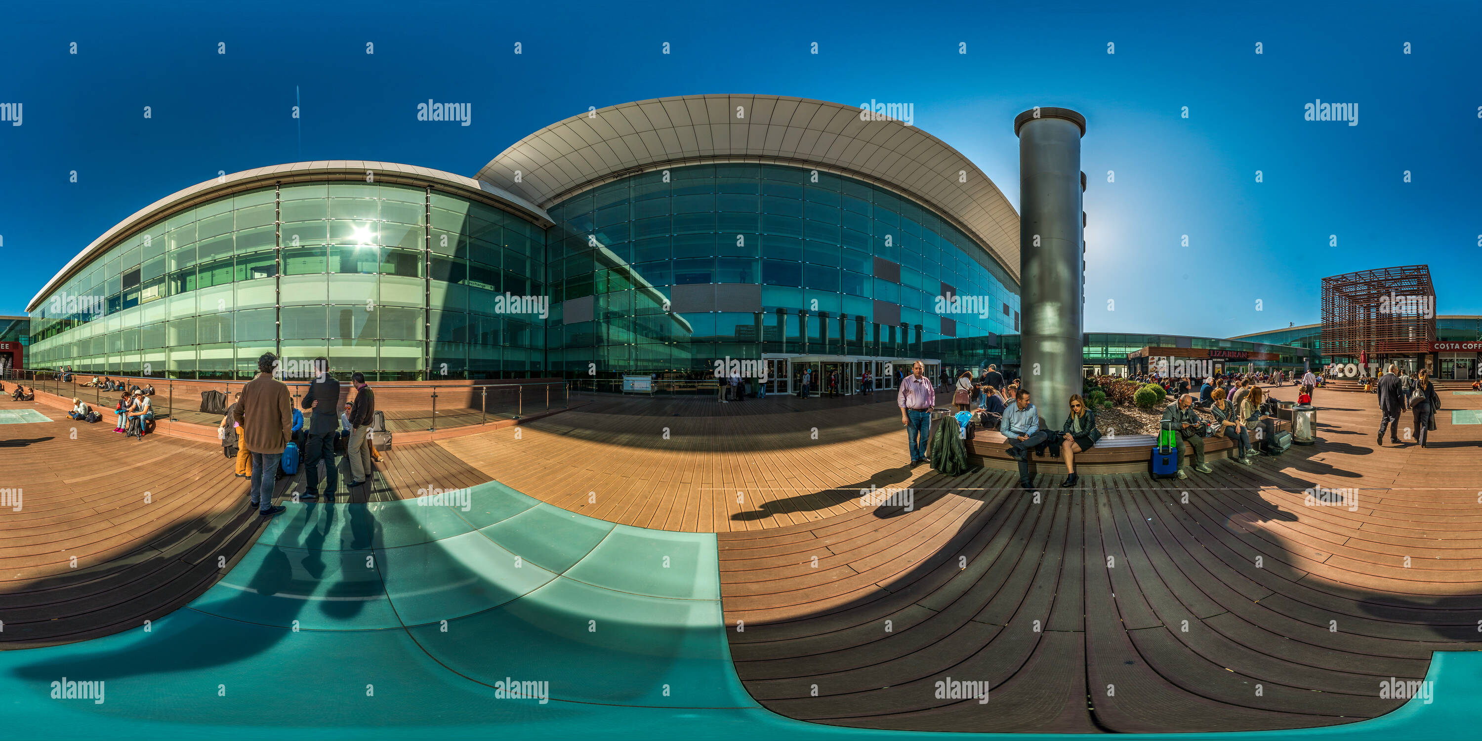 360° view of Barcelona–El Prat Airport, Barcelona, Spain, 2015 - Alamy