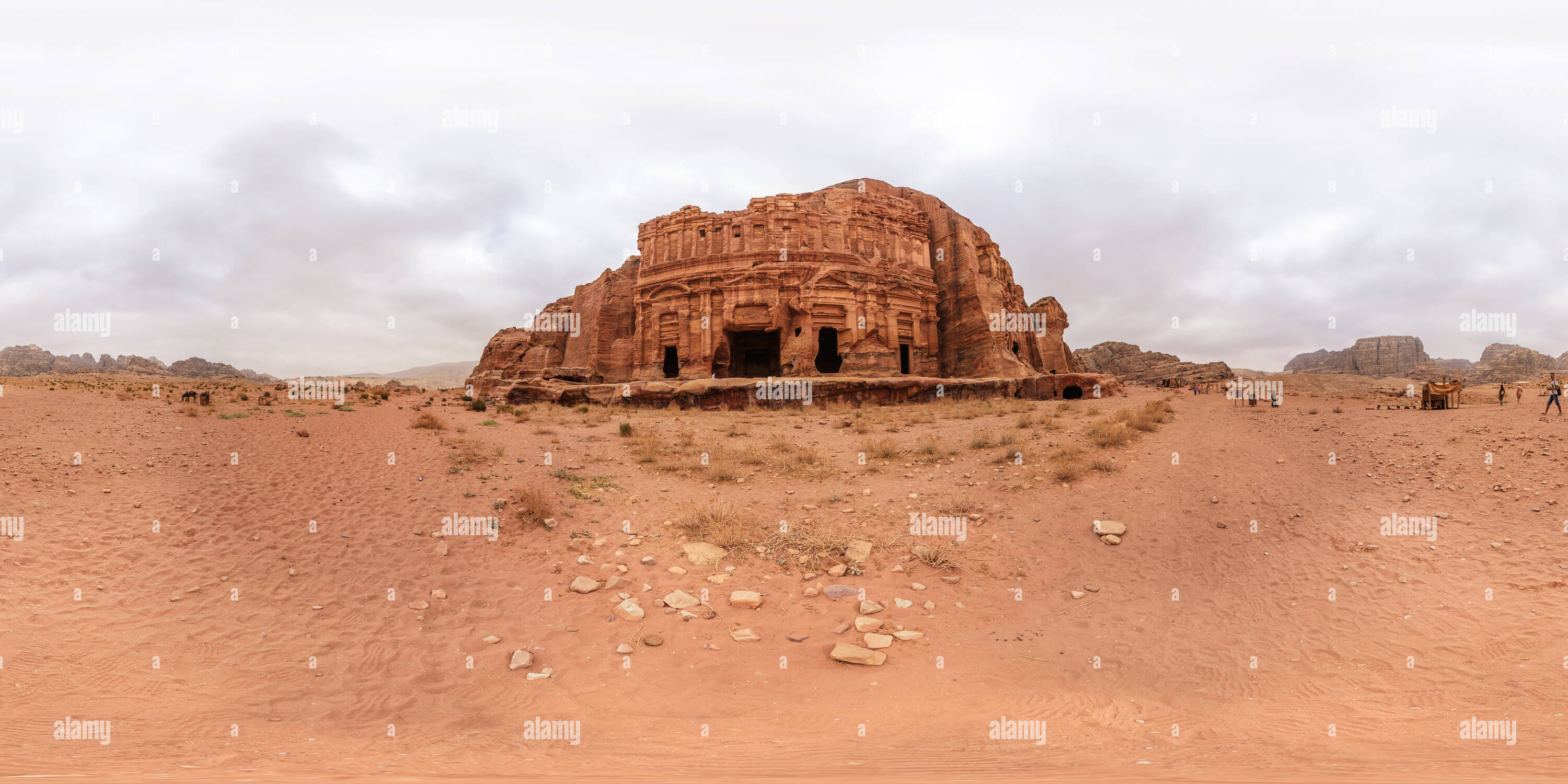 360° view of The Palace Tomb - Petra - Alamy