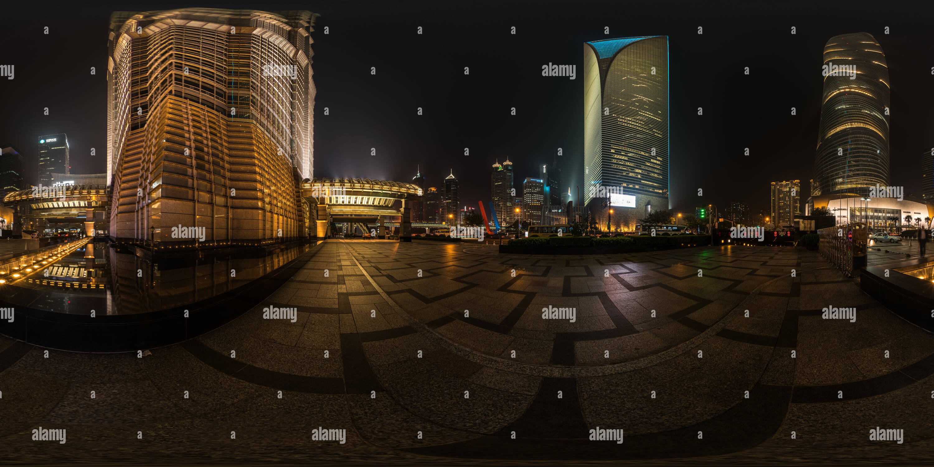 360° view of Jin-Mao Building Shanghai 2 - Alamy