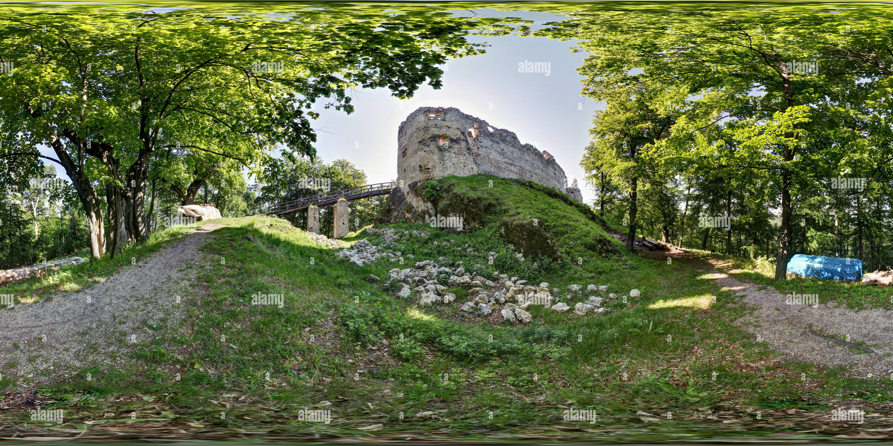 Uhrovec castle hi-res stock photography and images - Alamy