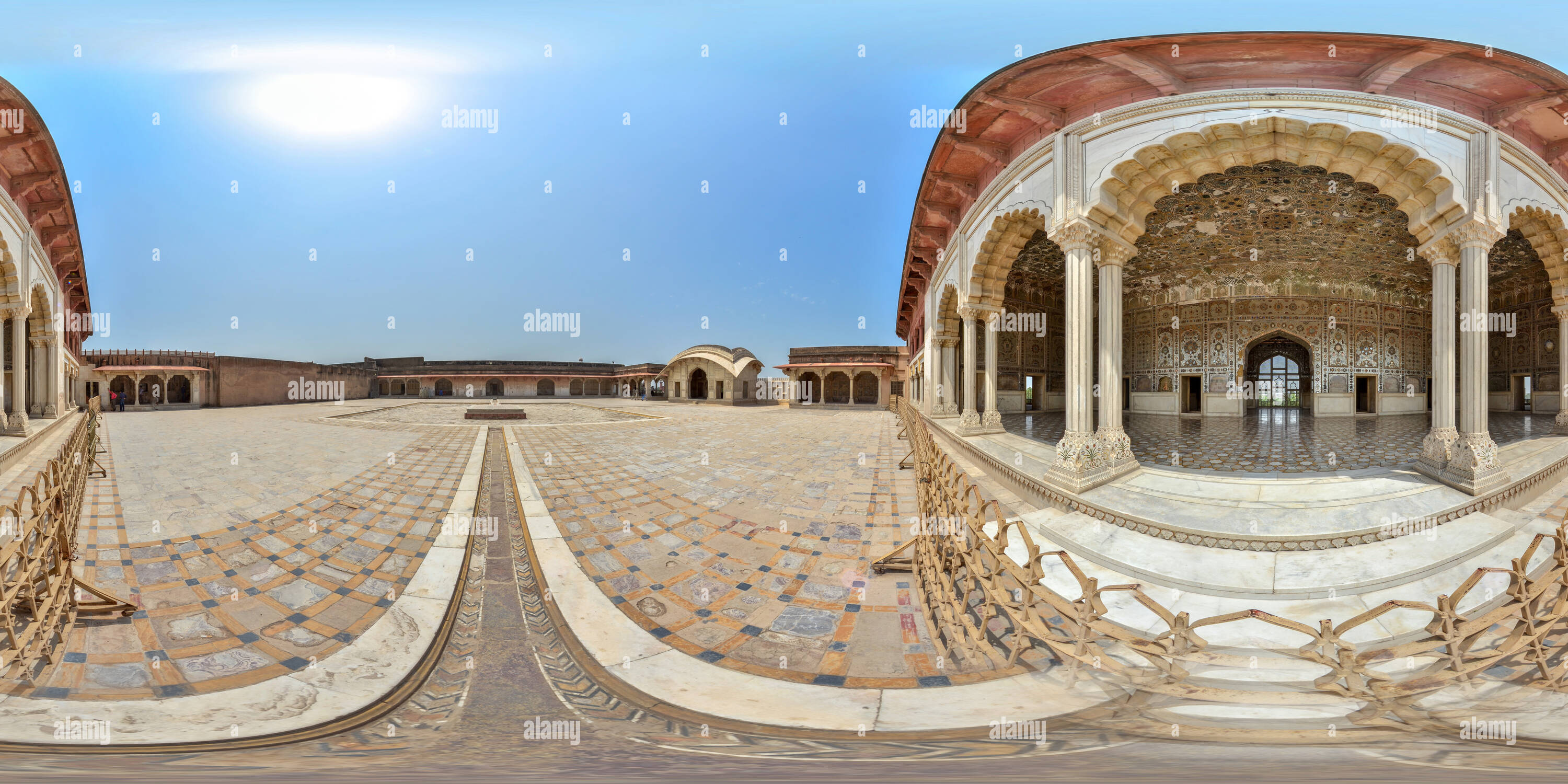 Sheesh mahal lahore hi-res stock photography and images - Alamy