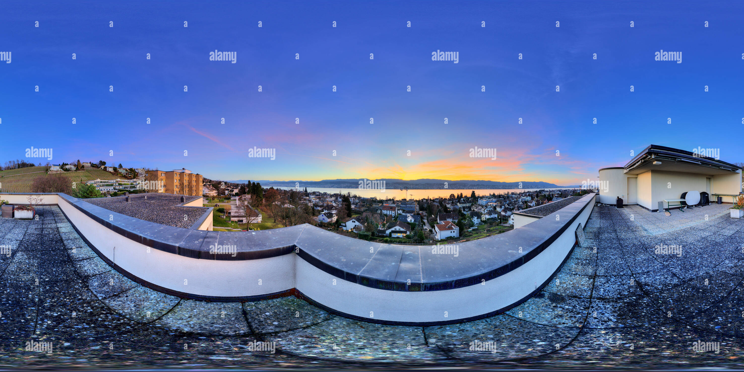 360° view of Sunset over the Lake of Zurich Switzerland - Alamy