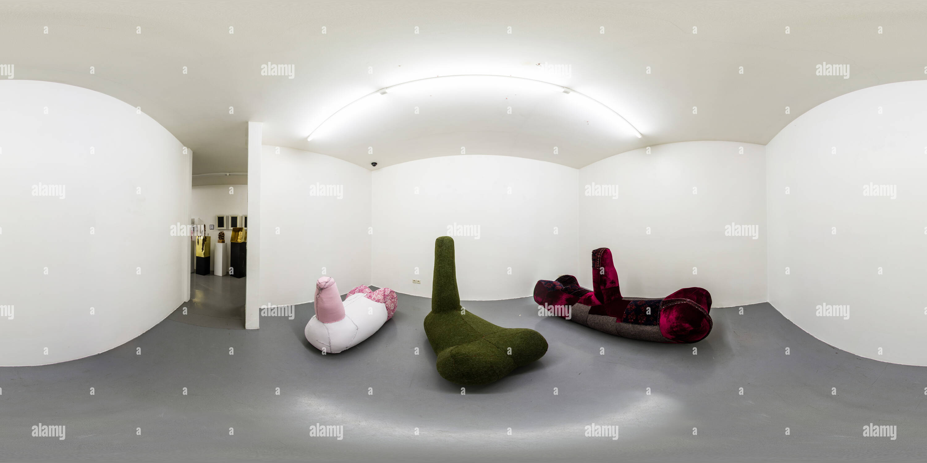 Etemad gallery hi-res stock photography and images - Alamy