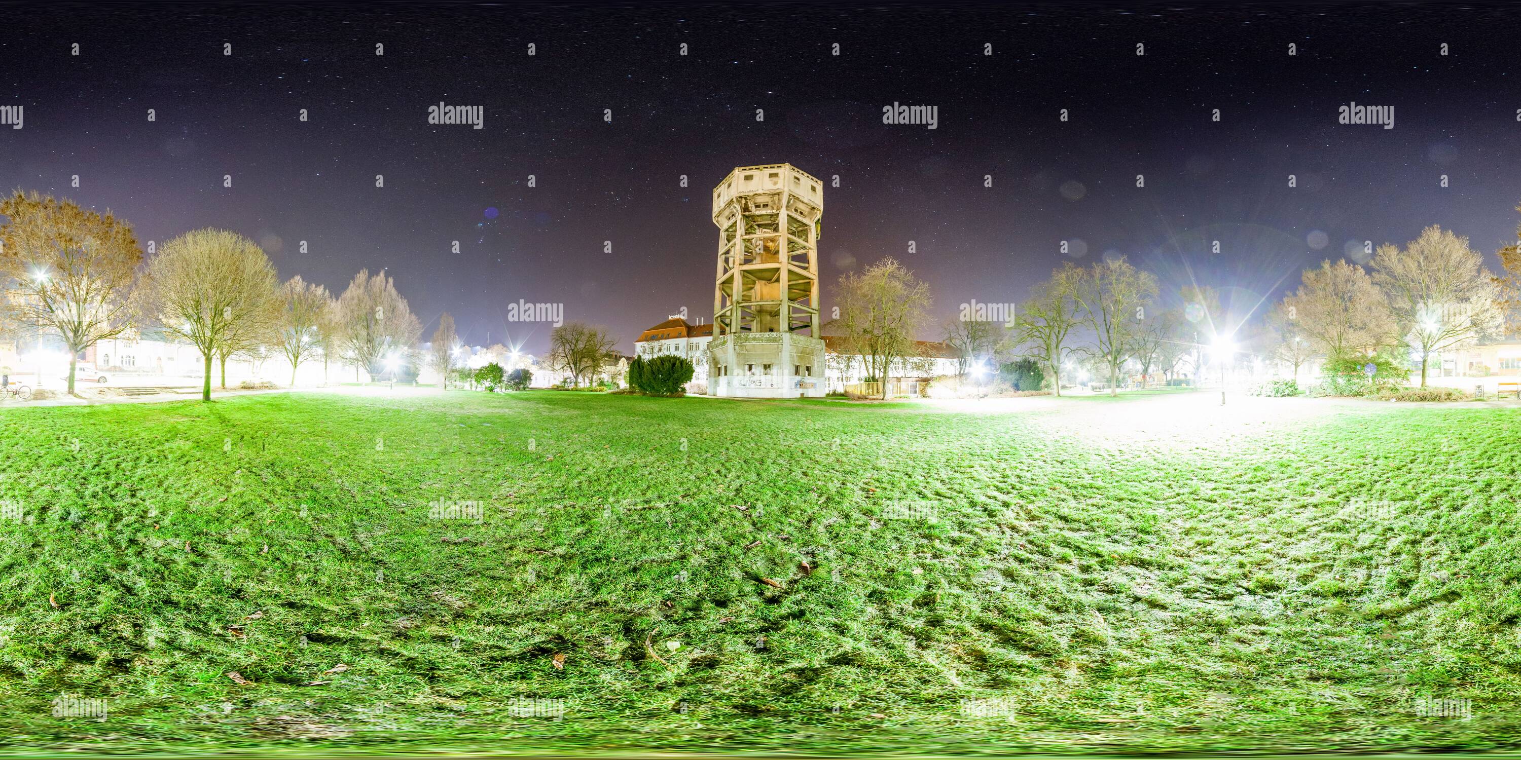 360° view of Starry Night in the park - Alamy