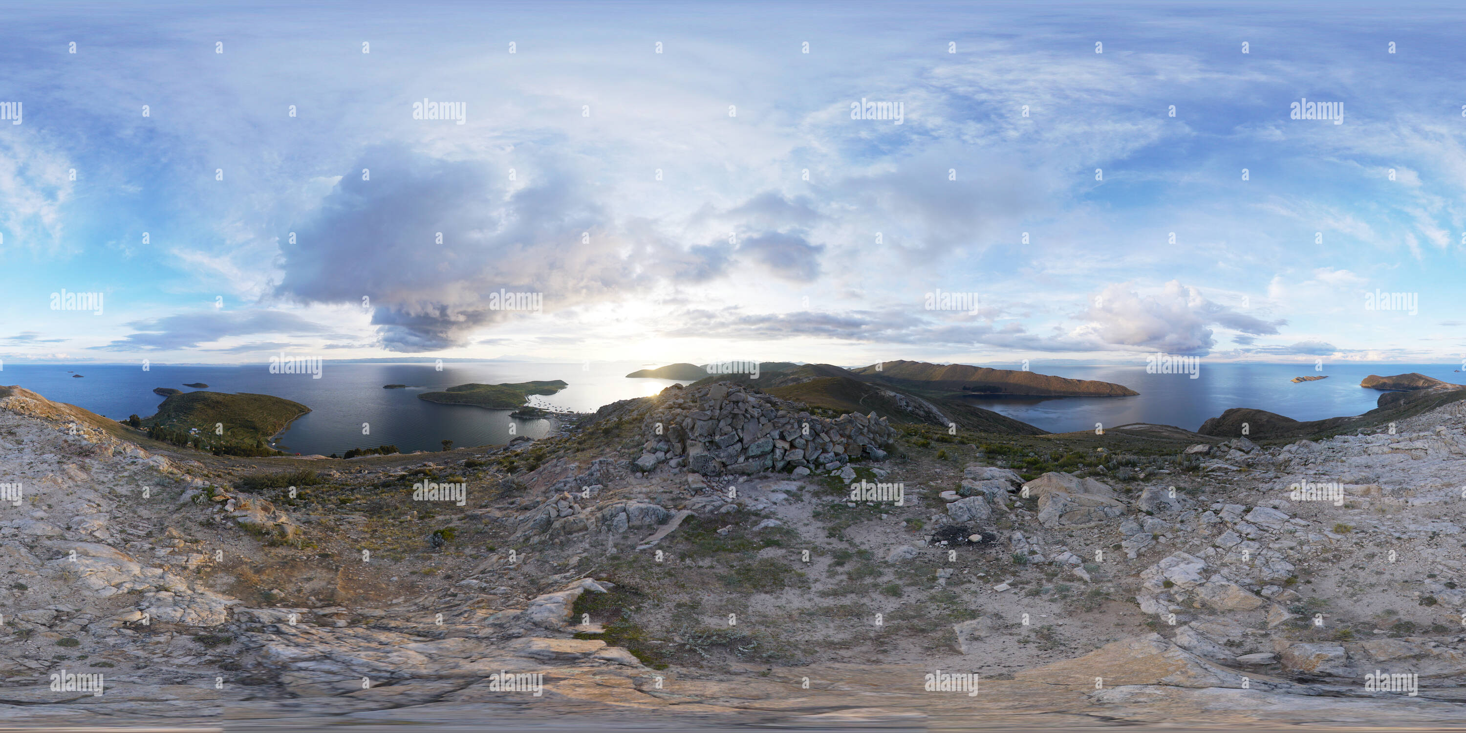 360° view of Isla Del Sol - Alamy