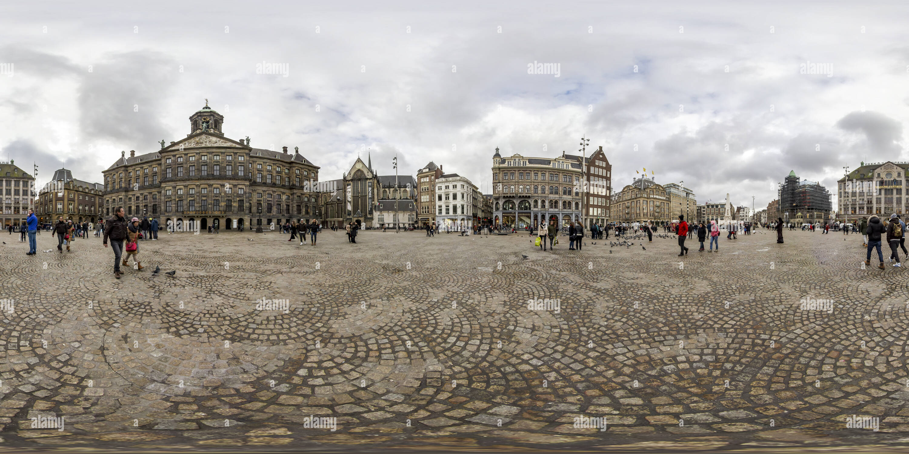 360° view of De Dam square - Alamy