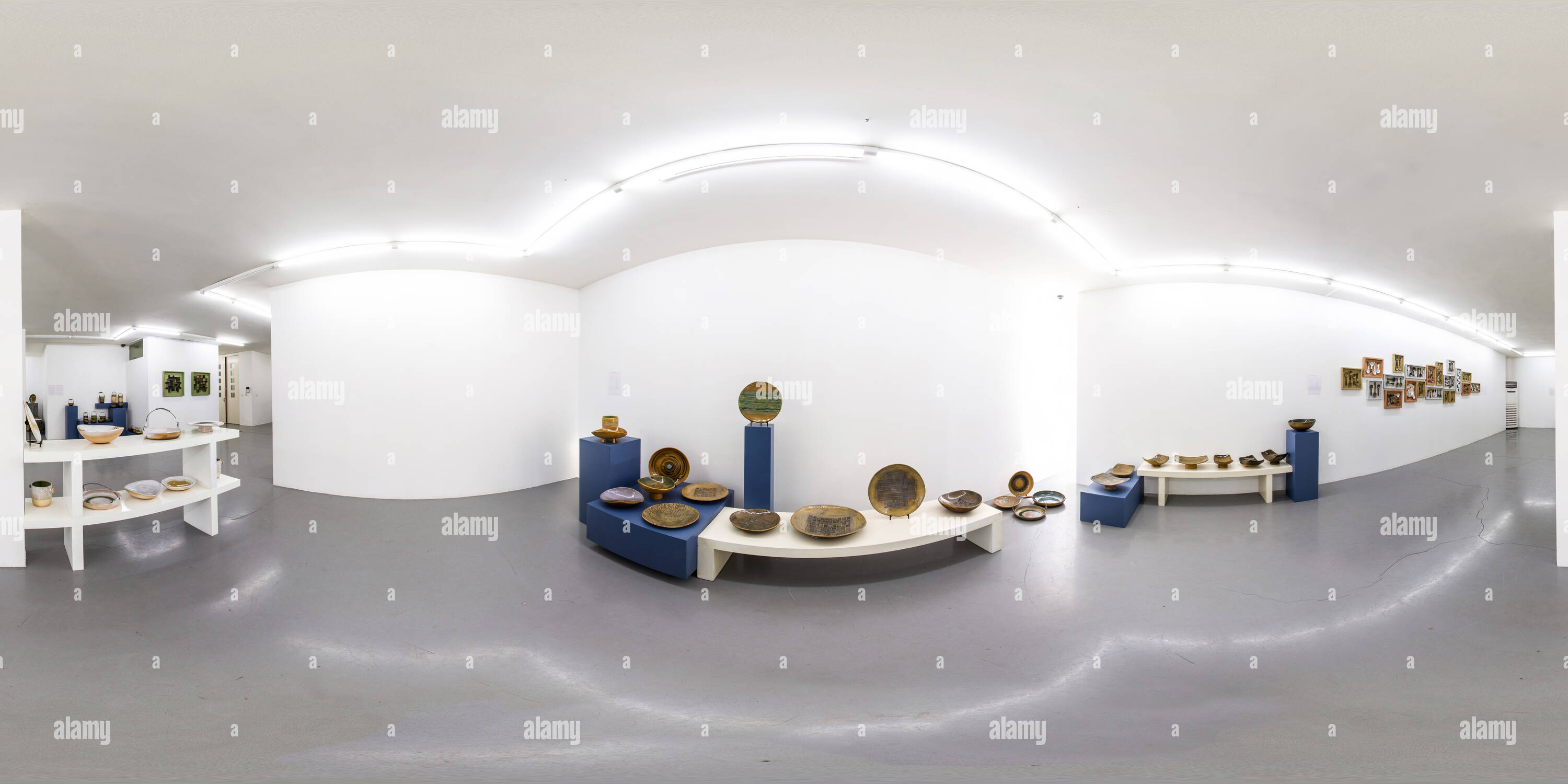 360° view of Etemad Gallery Feb 2016 Ozhen Siroosi Lost My Way Home 01 ...