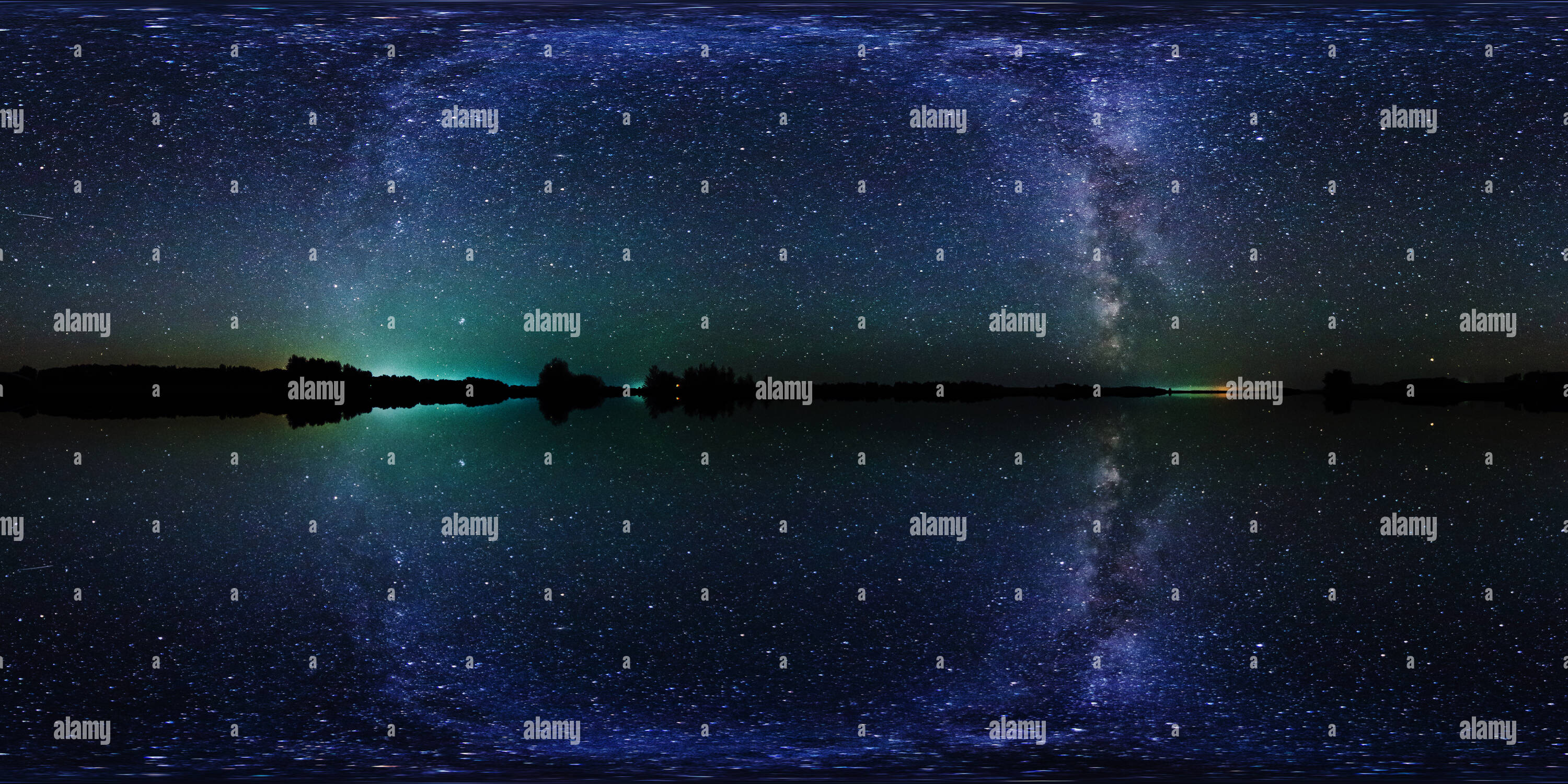 360° view of Starry sky near Yavlenka - Alamy