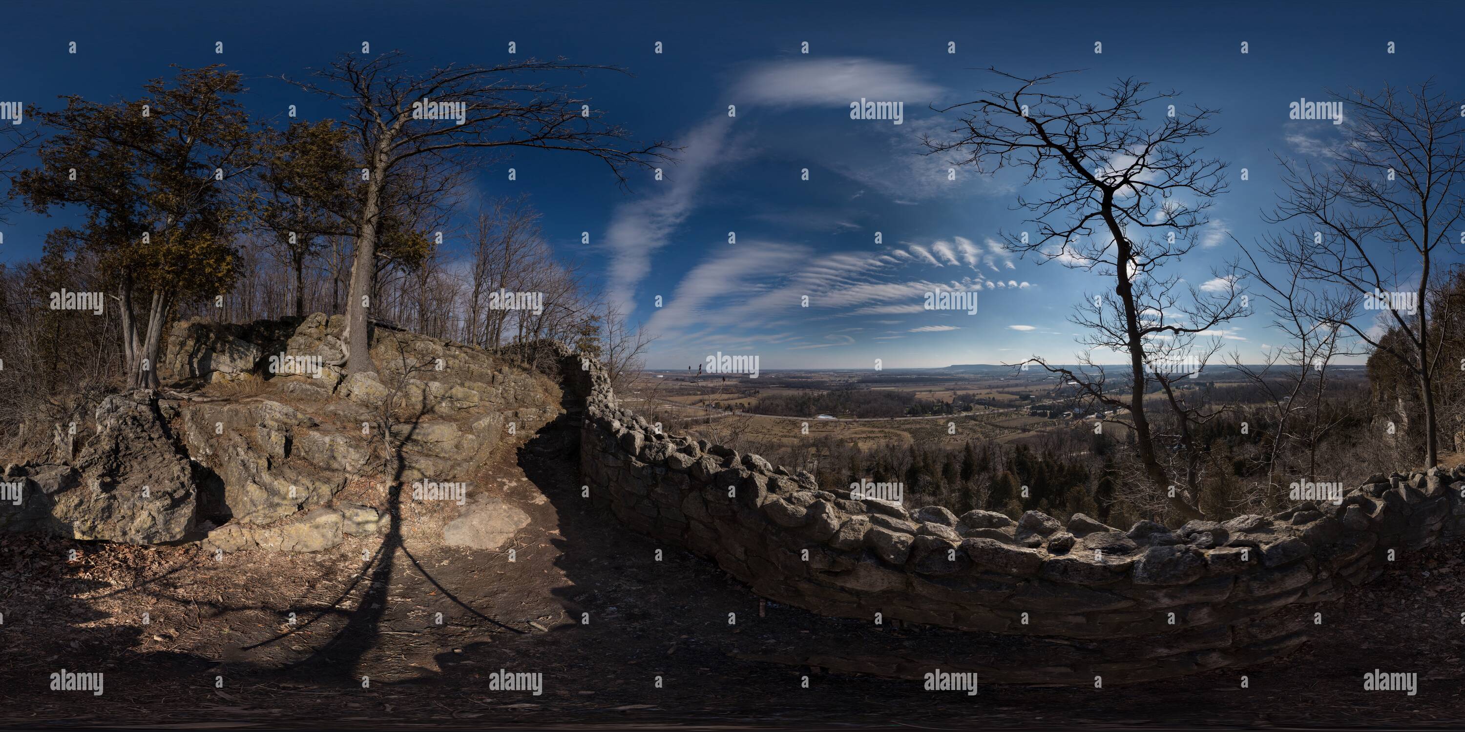 360° view of Top of the Escarpment at Rattlesnake Point, Milton, ON - Alamy