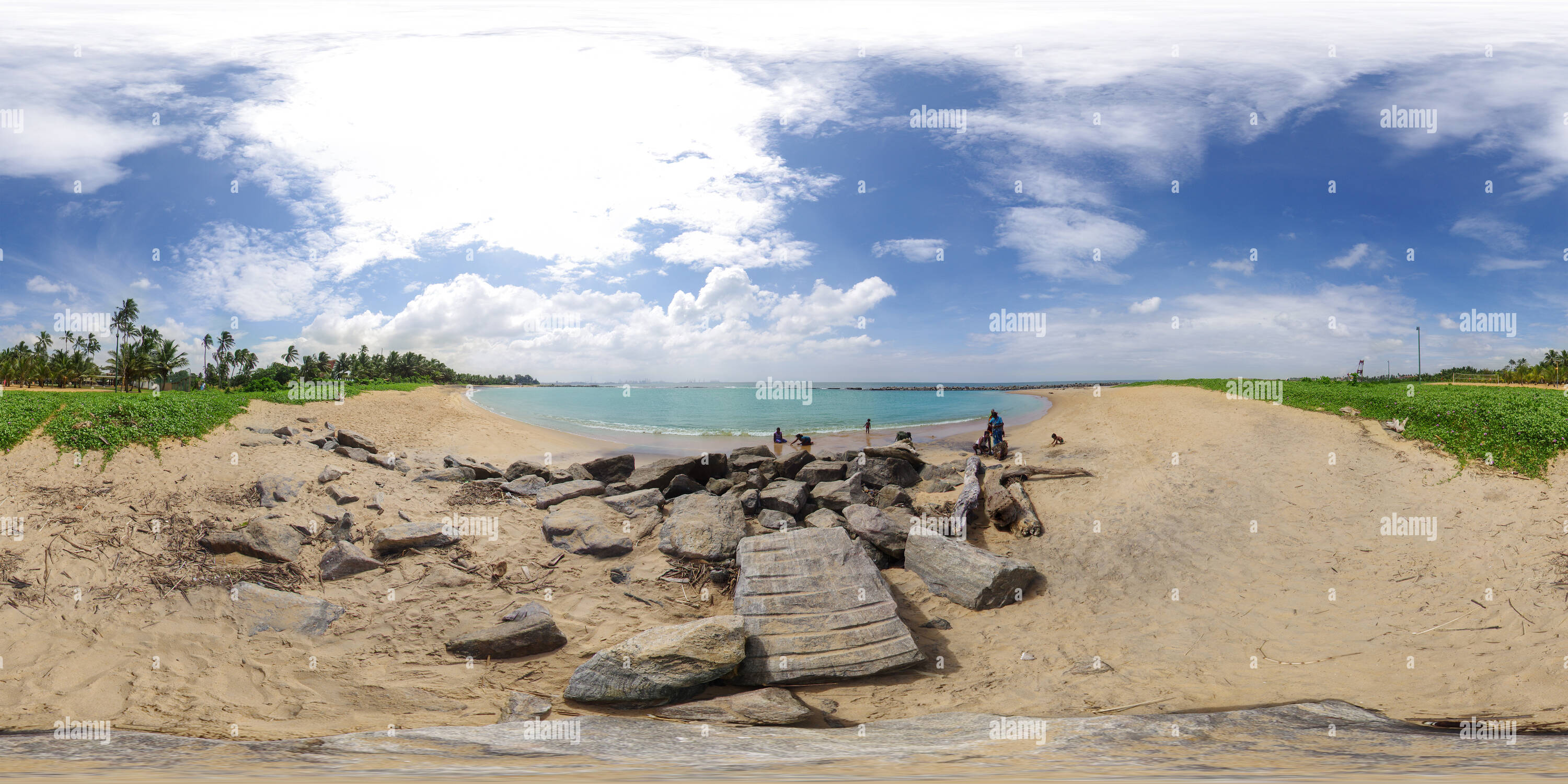 360° view of Local family on the beach near Colombo, Sri Lanka - Alamy