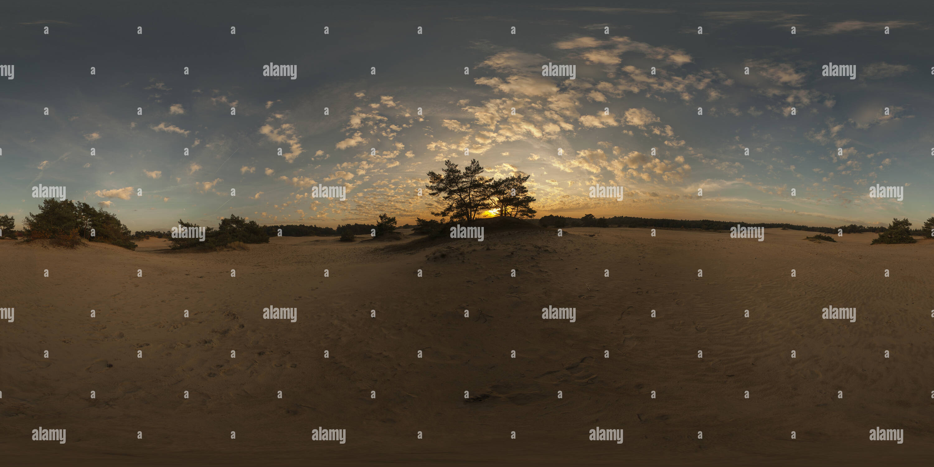 360° view of sunset on the sand drift - Alamy