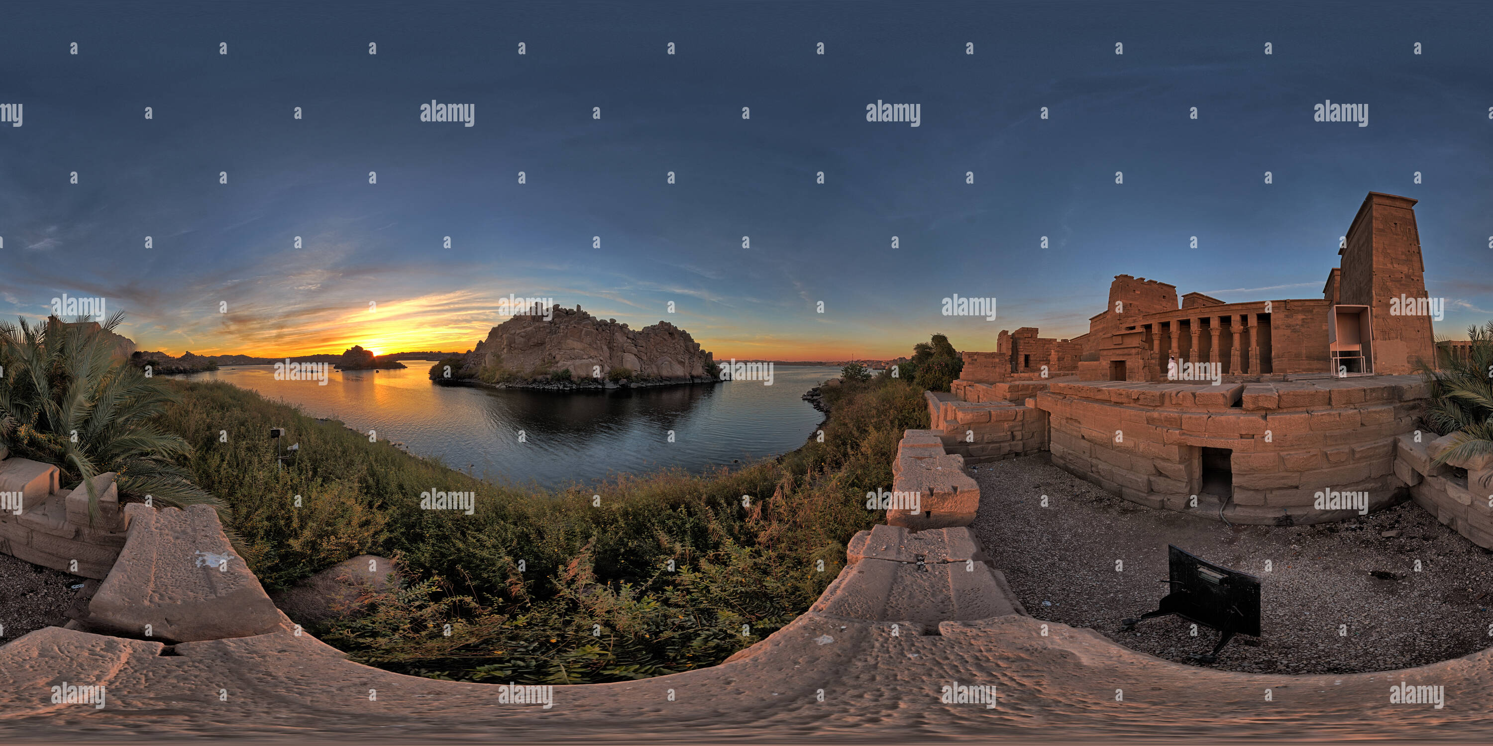 360° view of Sunset Over Philae Temple, Aswan - Alamy