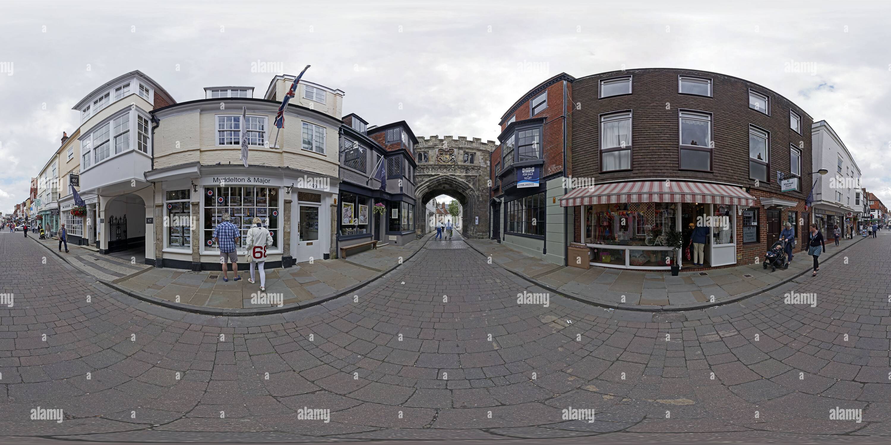 360° view of Salisbury, High Street Gate - Alamy