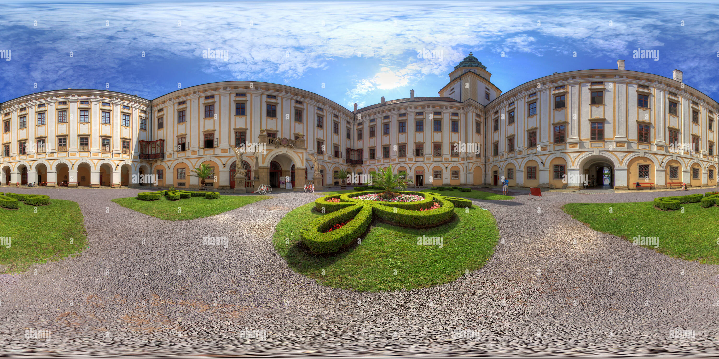 Kromeriz castle hi-res stock photography and images - Alamy