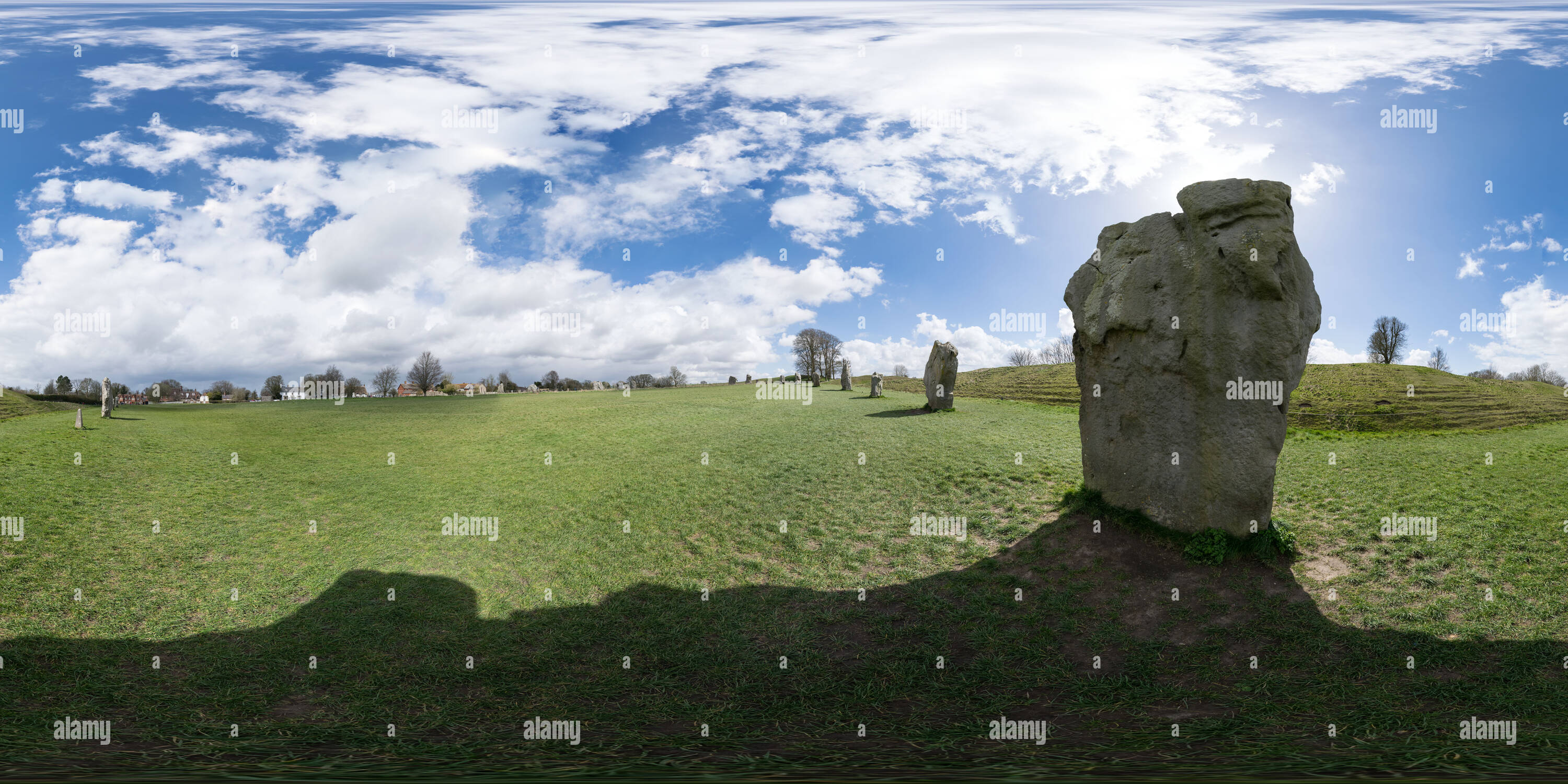 360° view of Avebury Stones, Avebury, Wiltshire - Alamy