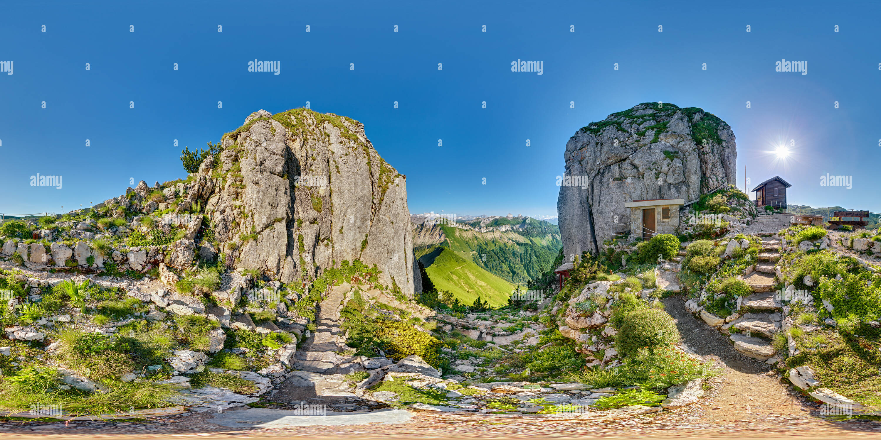 Rochers de naye garden hi-res stock photography and images - Alamy
