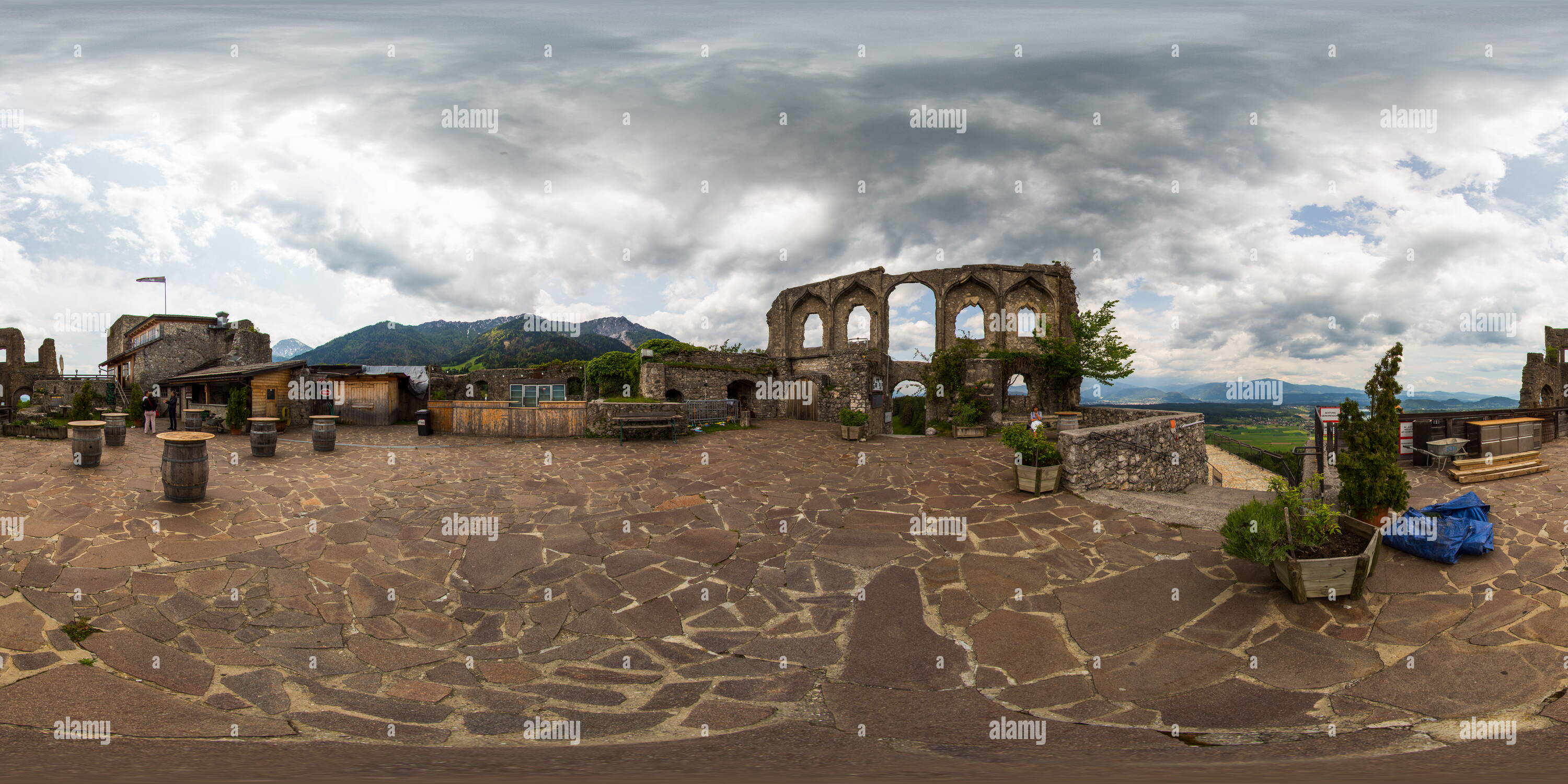 360° view of Plateau Burgarena Finkenstein - Alamy