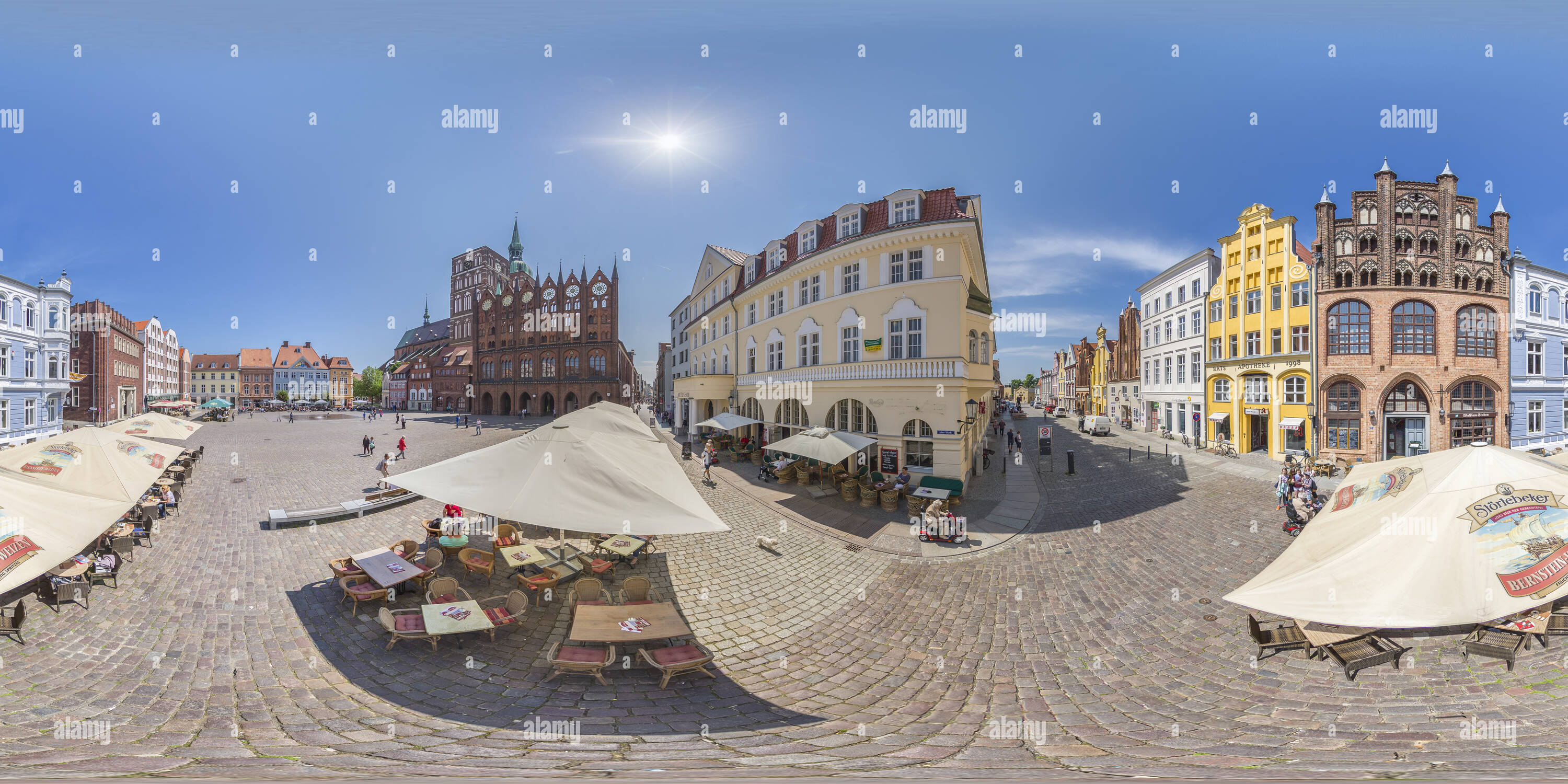 360° view of Stralsund, Alter Markt - Alamy