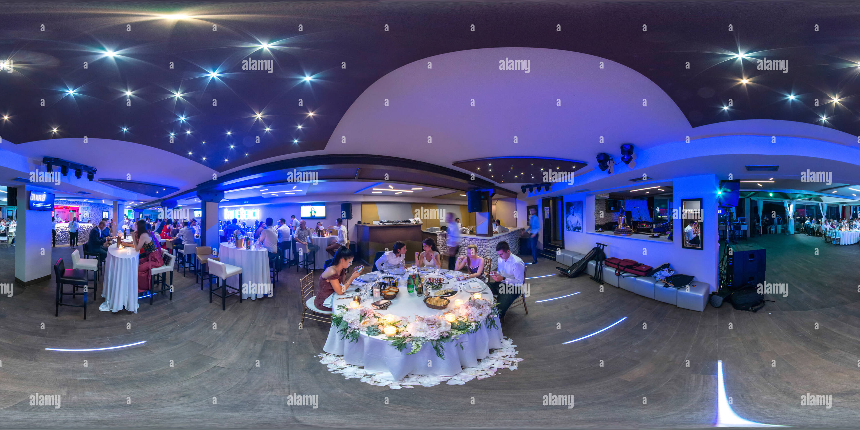 360° view of Wedding at Banje Beach, Dubrovnik, 2016 - Alamy