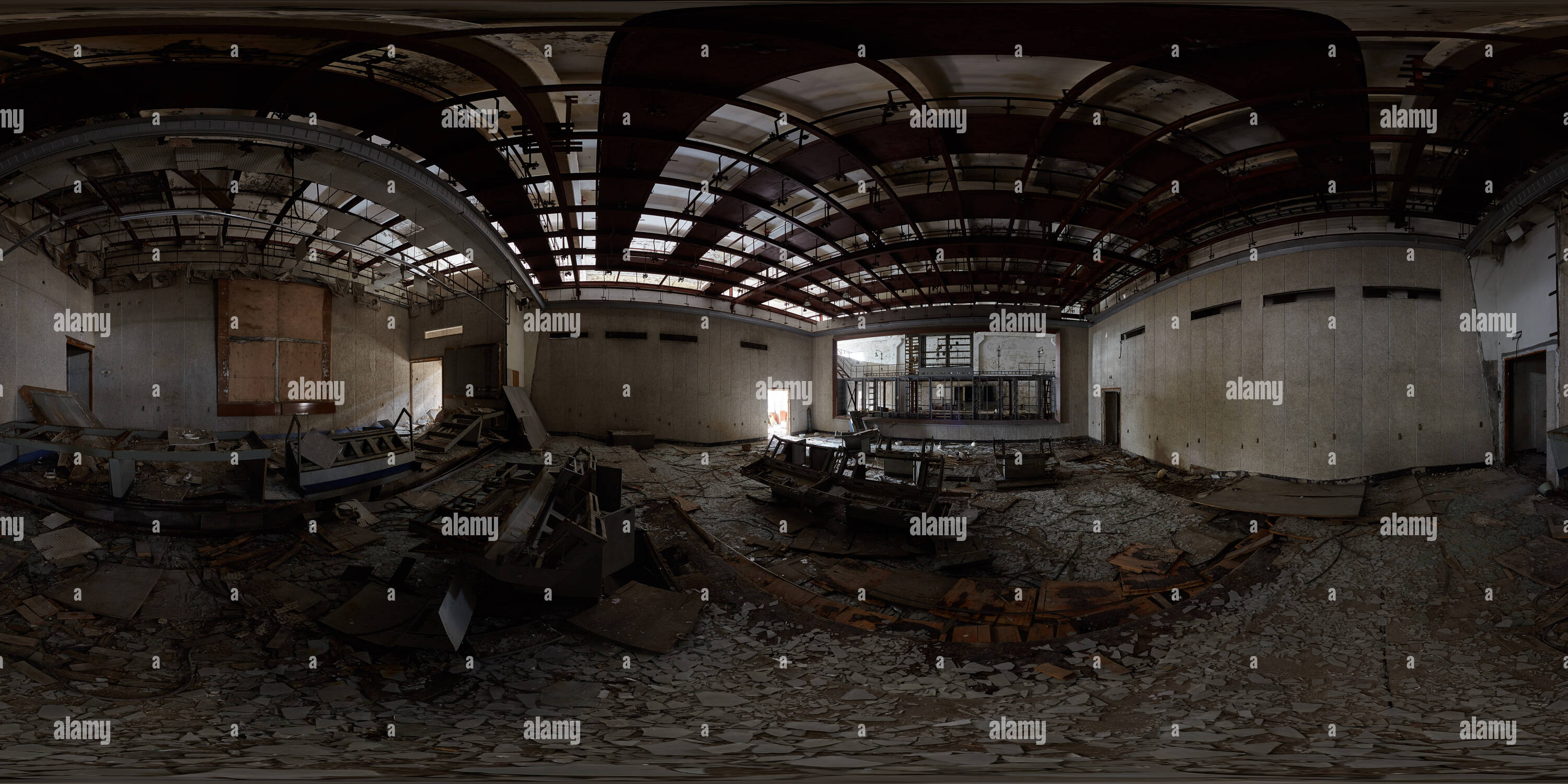 360° view of Duga-3 control room - Alamy