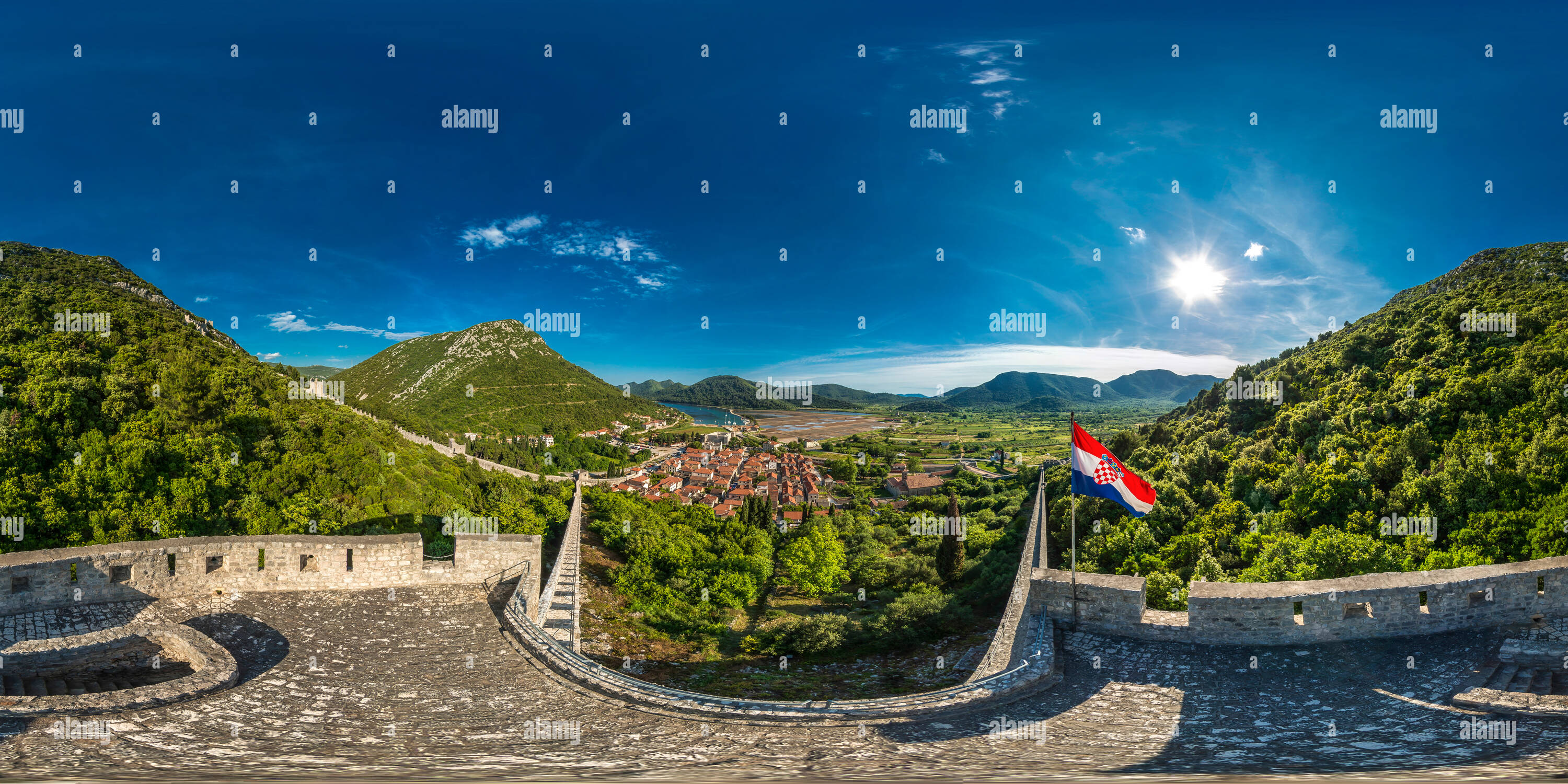360° view of Stoviš Fortress, Ston, 2016 - Alamy