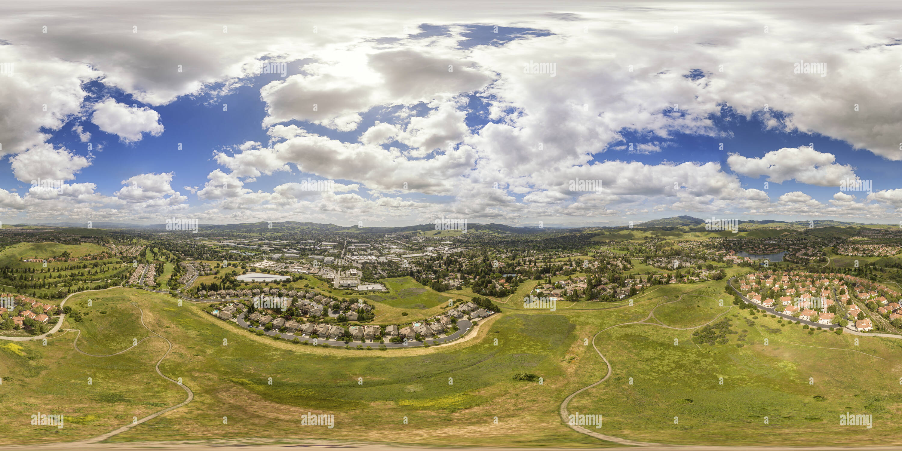 360° view of Canyon Lakes in San Ramon, California - Alamy