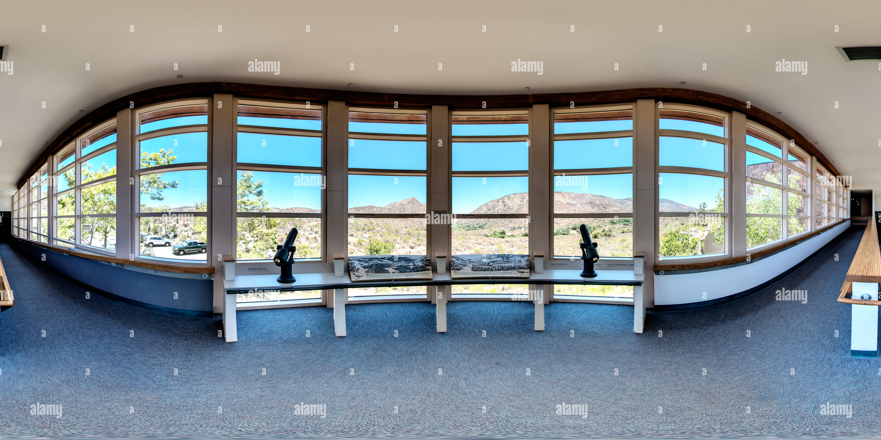 360° view of Mission Trails Exhibit Walkway - Alamy