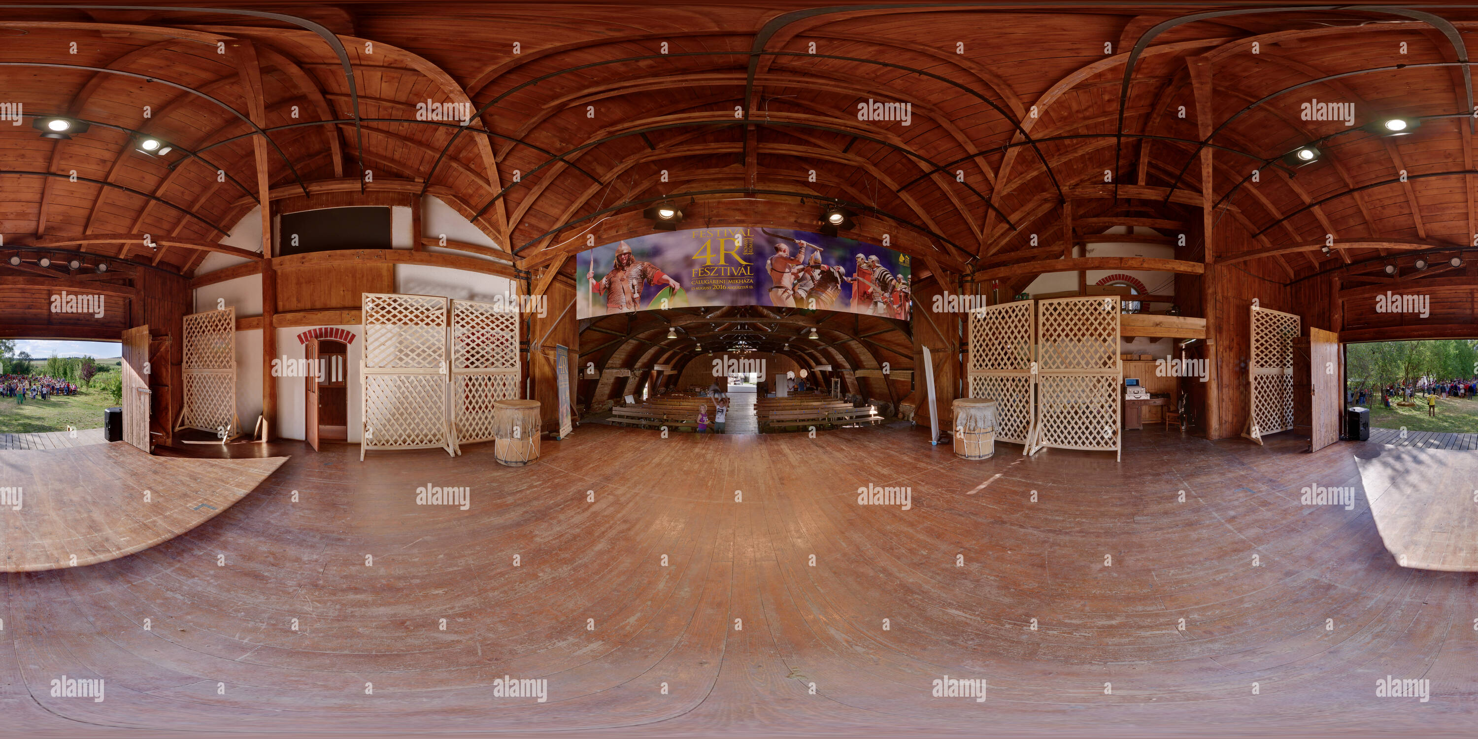 360° view of 4R (Roman) Festival at the Barn Theatre, Mikháza ...